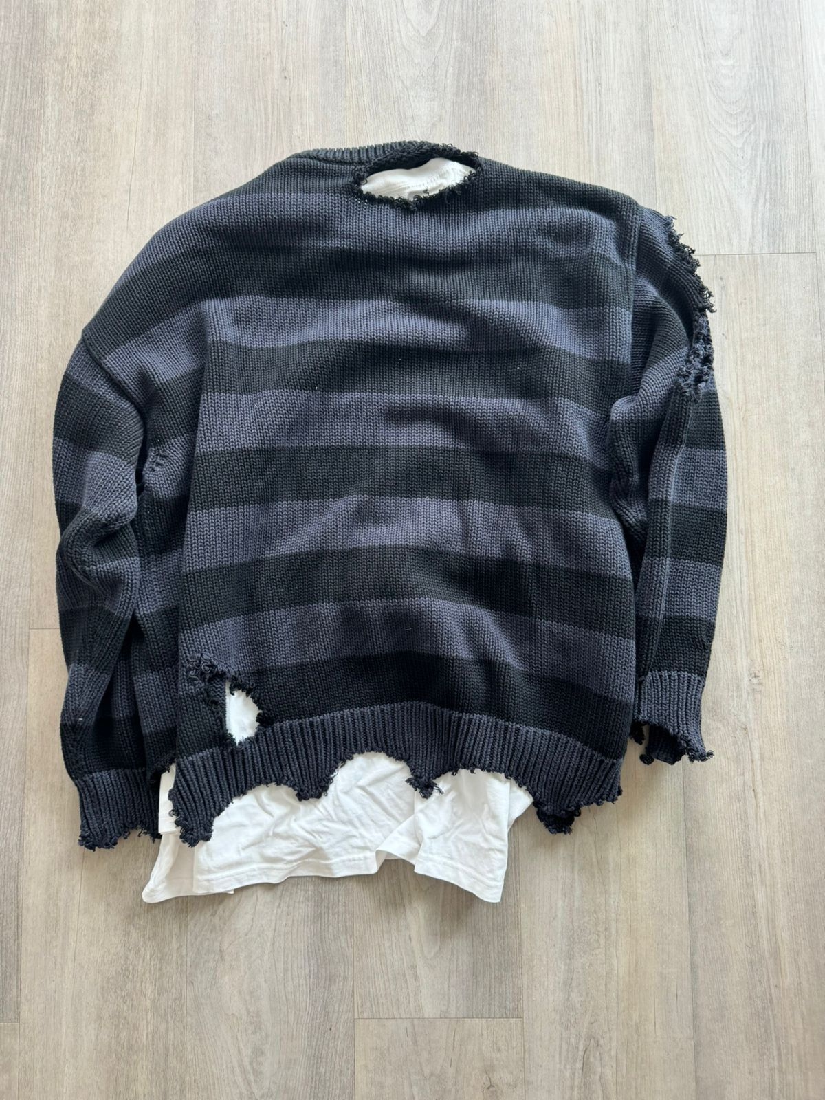 Balenciaga Balenciaga Ripped Logo Sweater | Grailed