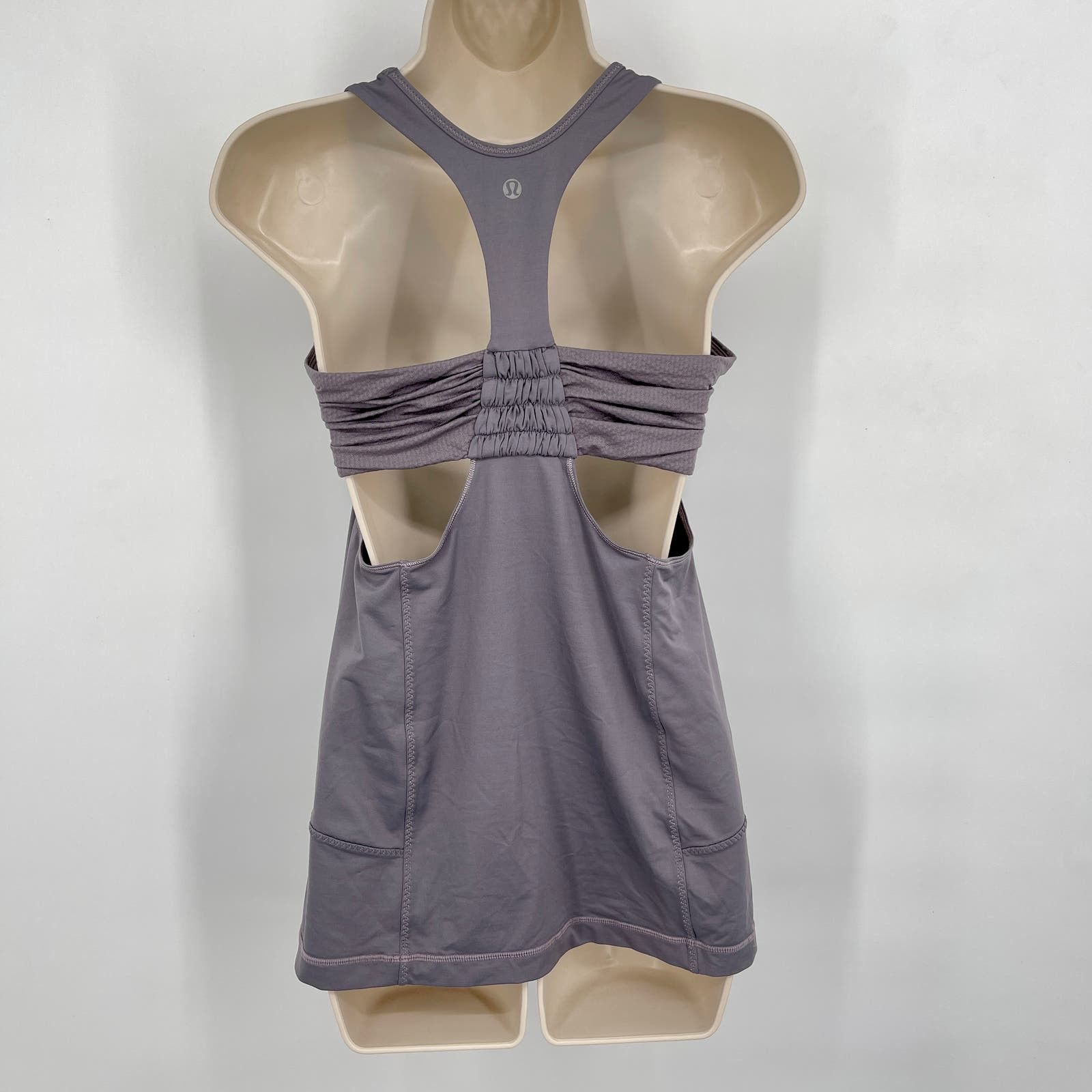 Lululemon Lululemon Turbo Tank Top 8 Grayish Plum Racerback Shelf Bra ...