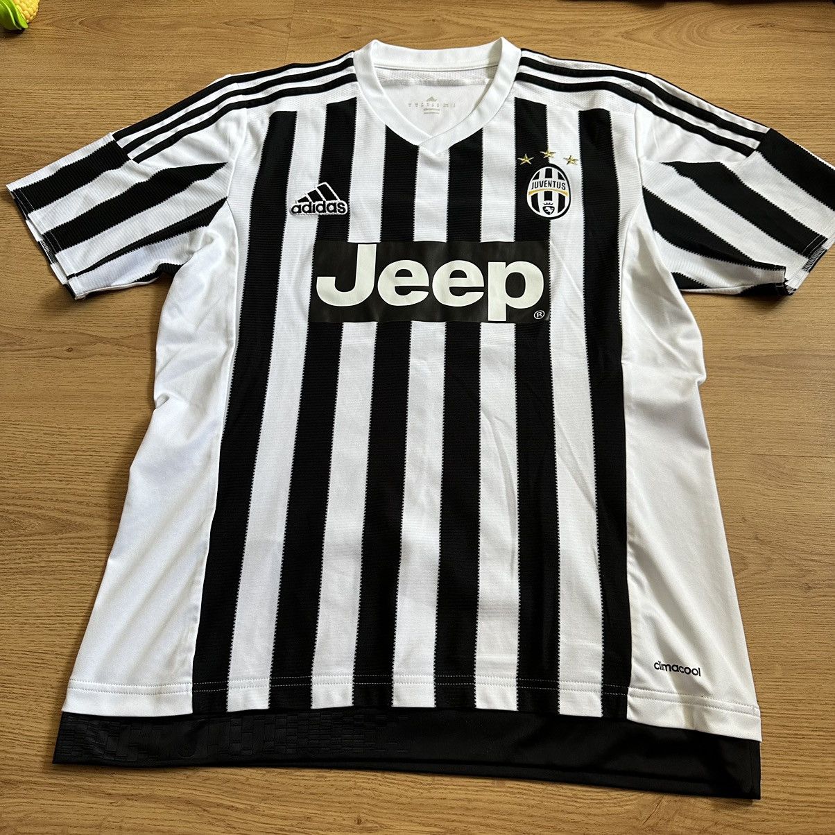 Adidas × Vintage Juventus 2015 2016 Home Adidas Soccer Jersey #9 ...