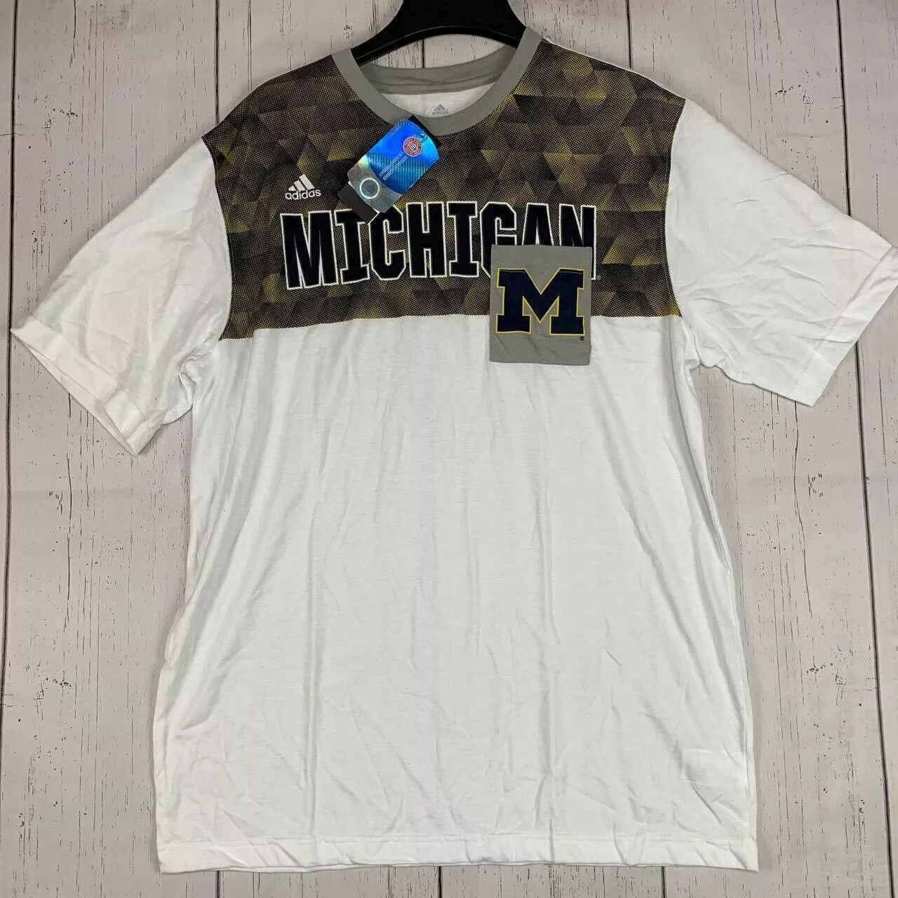 Adidas Michigan Wolverines NCAA Large Adidas Casual T-Shirt New Men ...