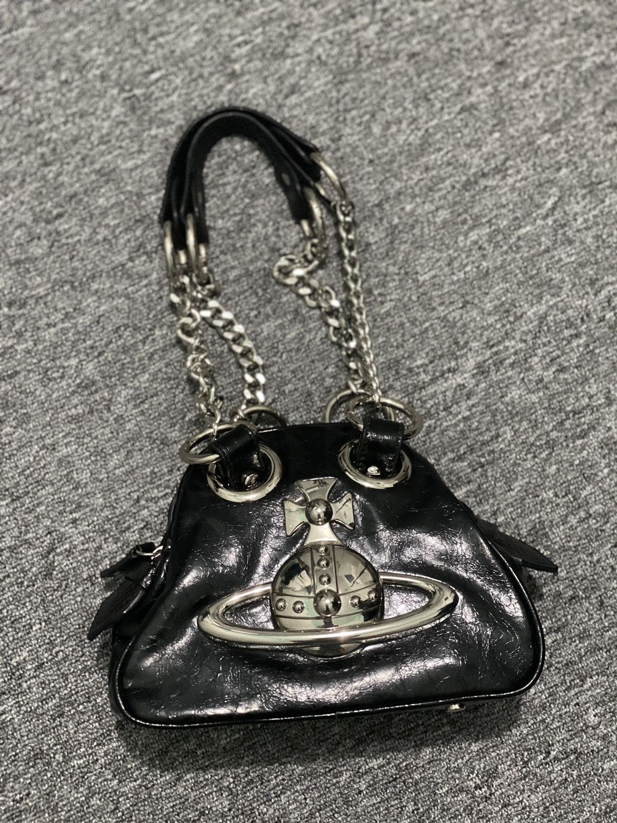 Vivienne Westwood Vivienne Westwood - Archive Orb Yasmine Bag - Black | Grailed