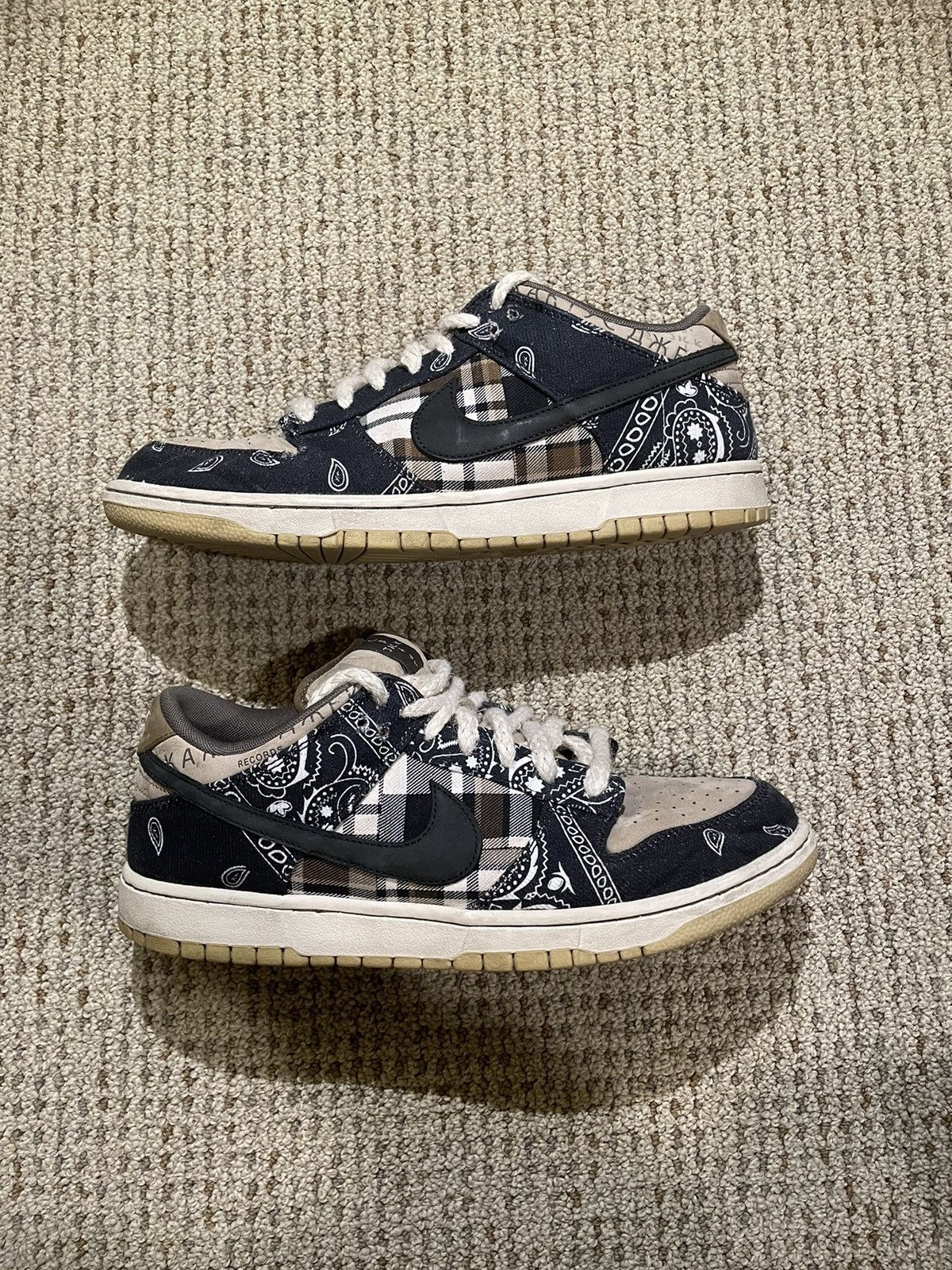 Nike × Travis Scott Nike SB x Travis Scott Dunk Low | Grailed