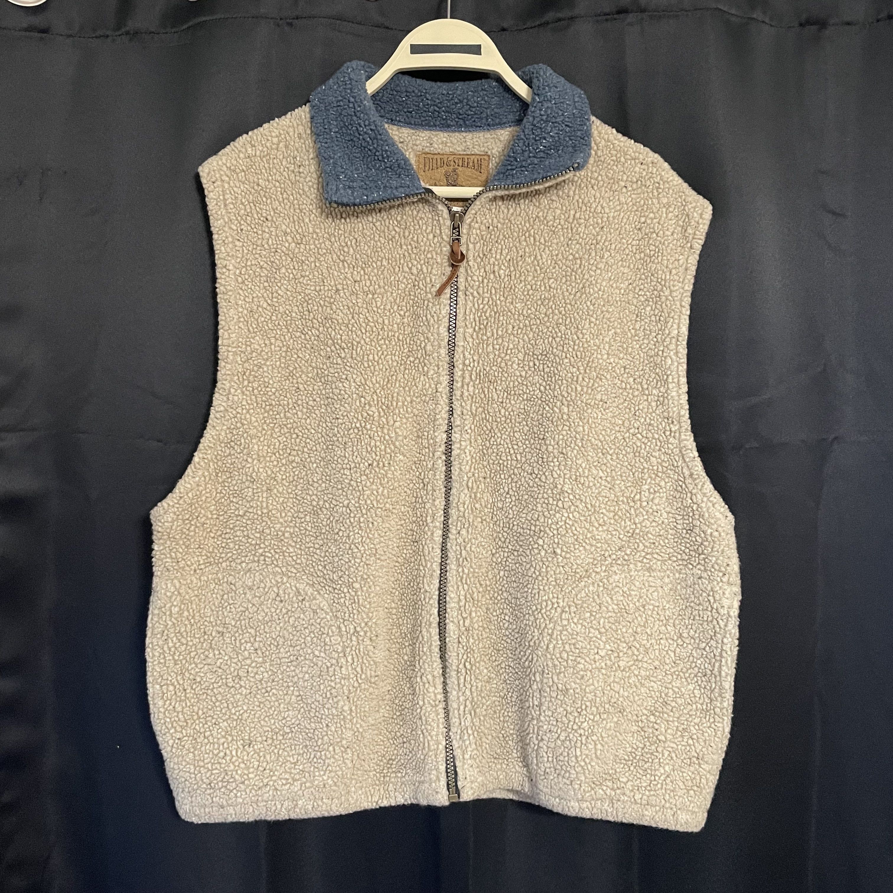 Field And Stream Field And Stream Sherpa Fleece Vest - Large | Grailed