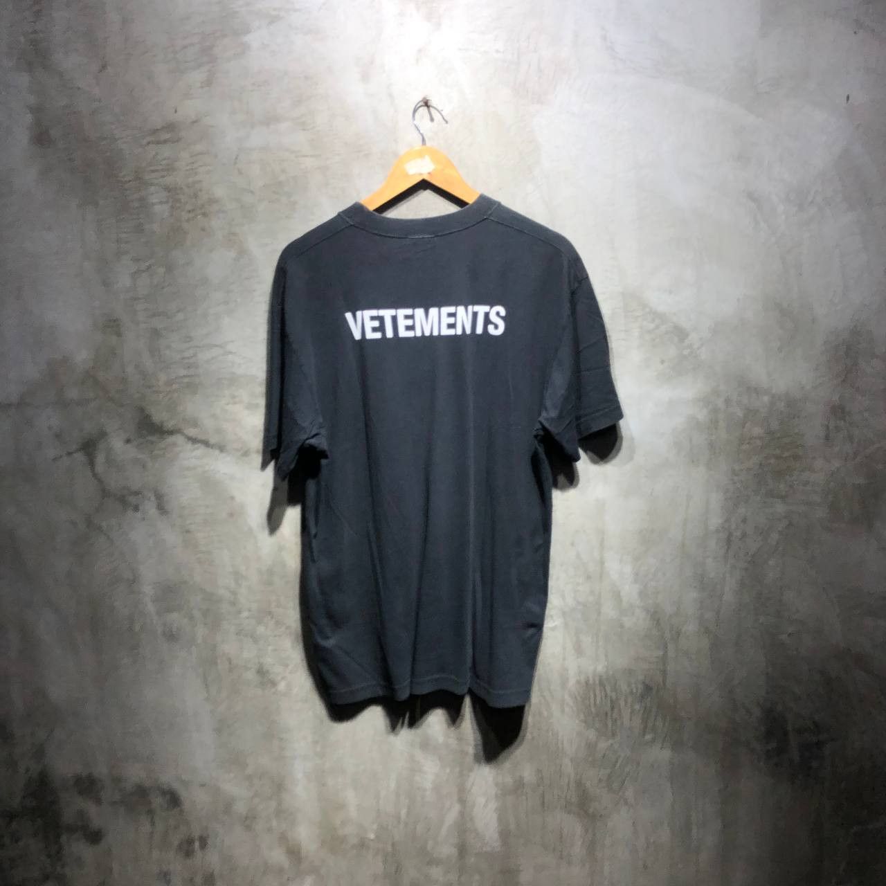 Vetements Vetements Staff Tee | Grailed