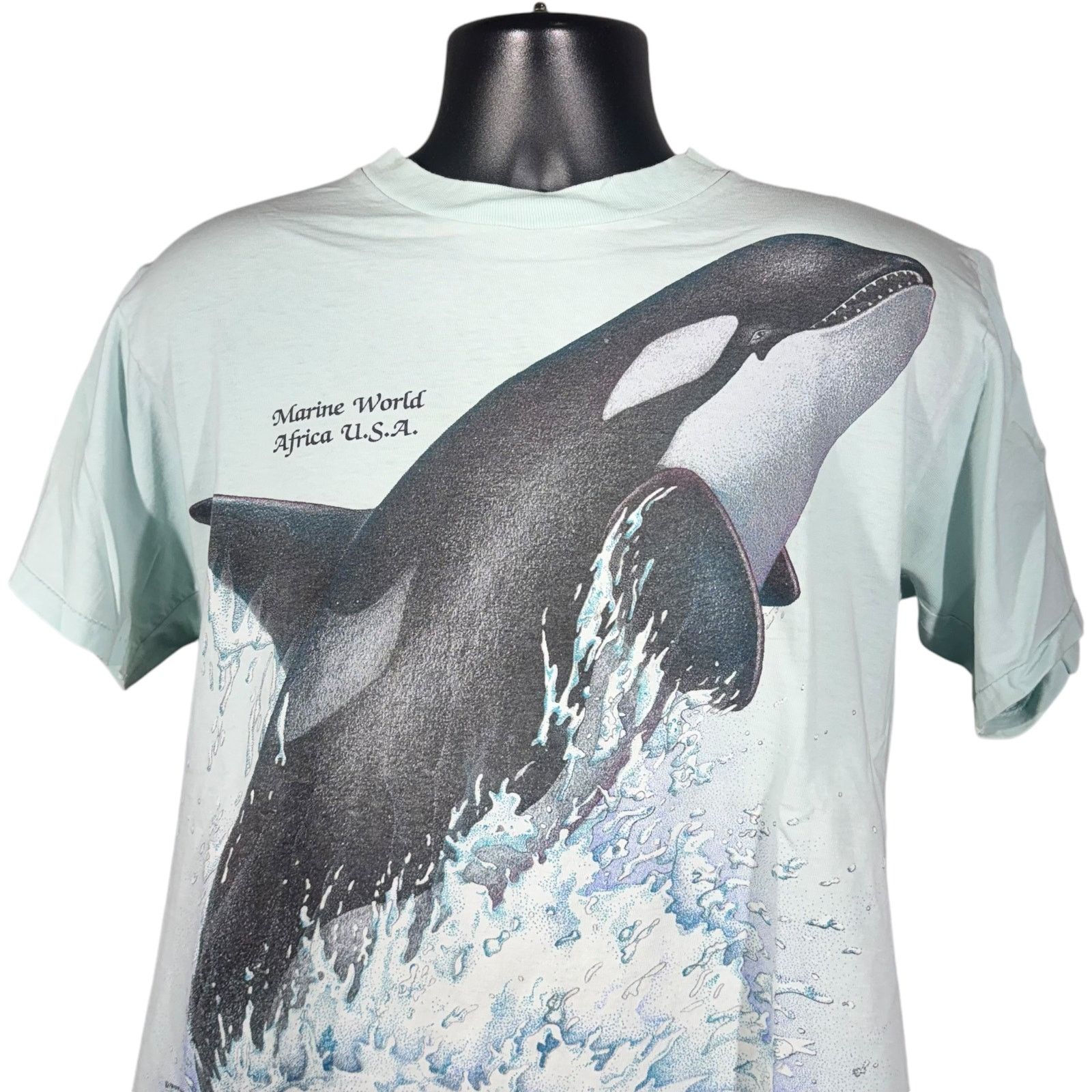 Vintage Vintage Marine World Africa Killer Whale Souvenir Nature Tee ...
