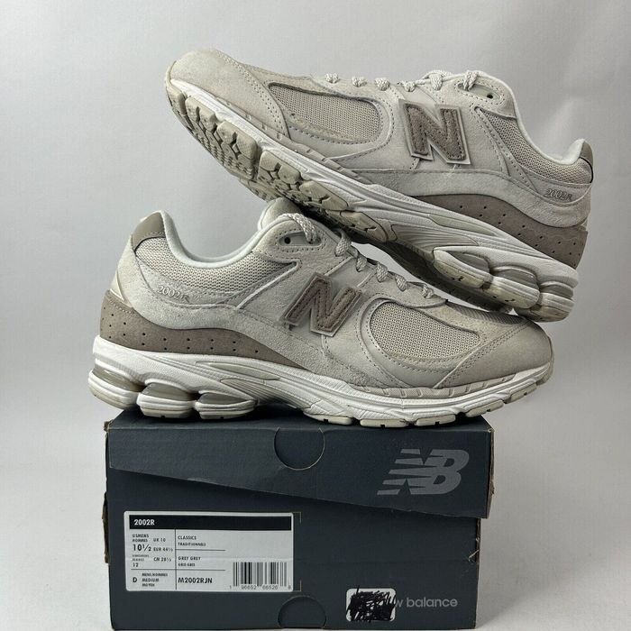 New Balance New Balance 2002R “Light Dark Tan” 2024 | Grailed