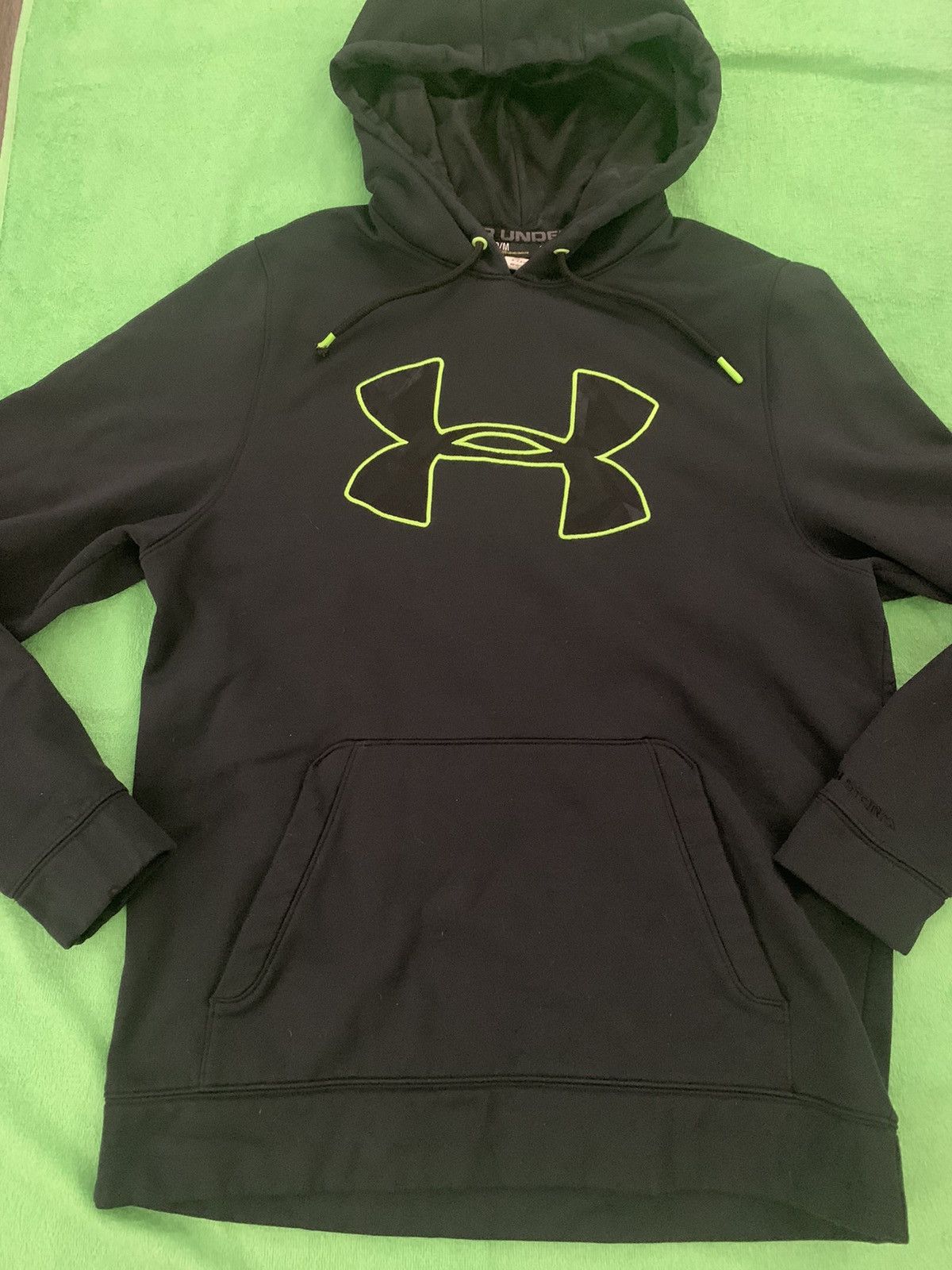 Under Armour UNDER ARMOUR 100% Polyester Hoodie | Grailed