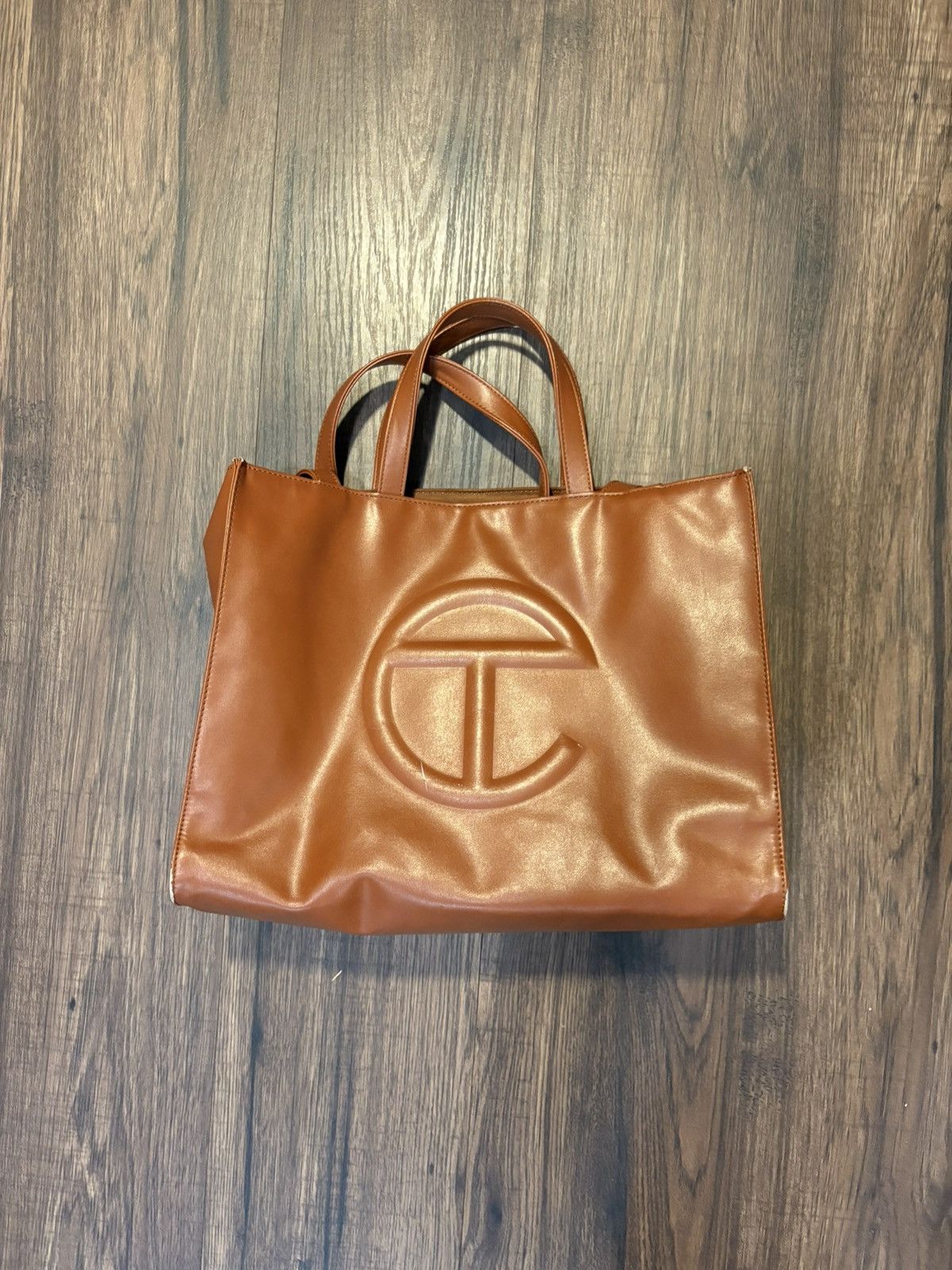Telfar 🔥Telfar Medium Tan Brown Shopping Bag🔥 | Grailed