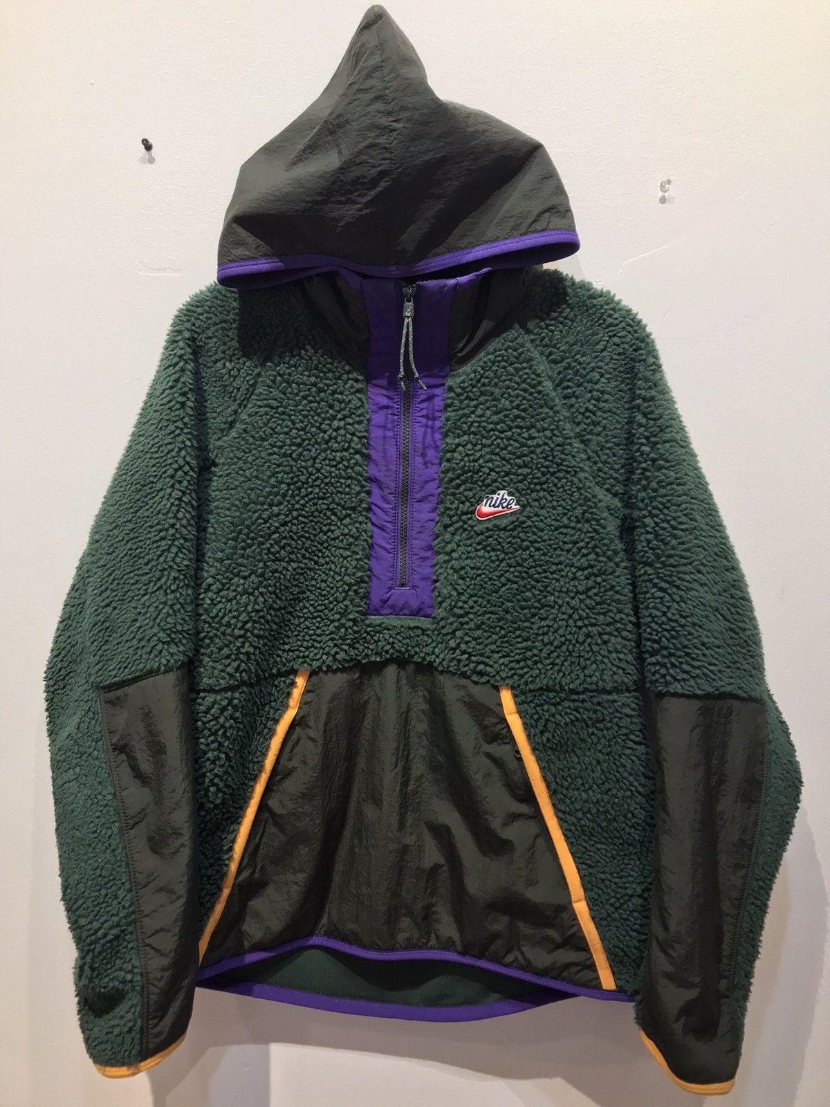 Nike × Retro Jacket × Streetwear 2000s retro vintage Nike air check ...