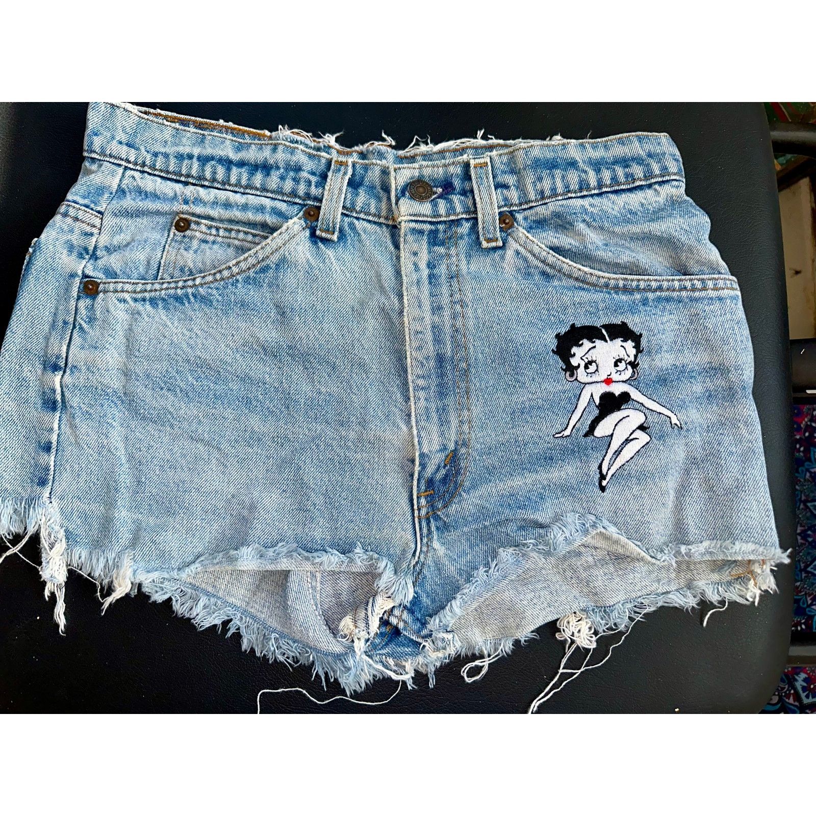 Levi's 90's "TOO CUTE" BETTY BOOP LEVI'S ORANGE TAB CUTOFF SHORTS | Grailed