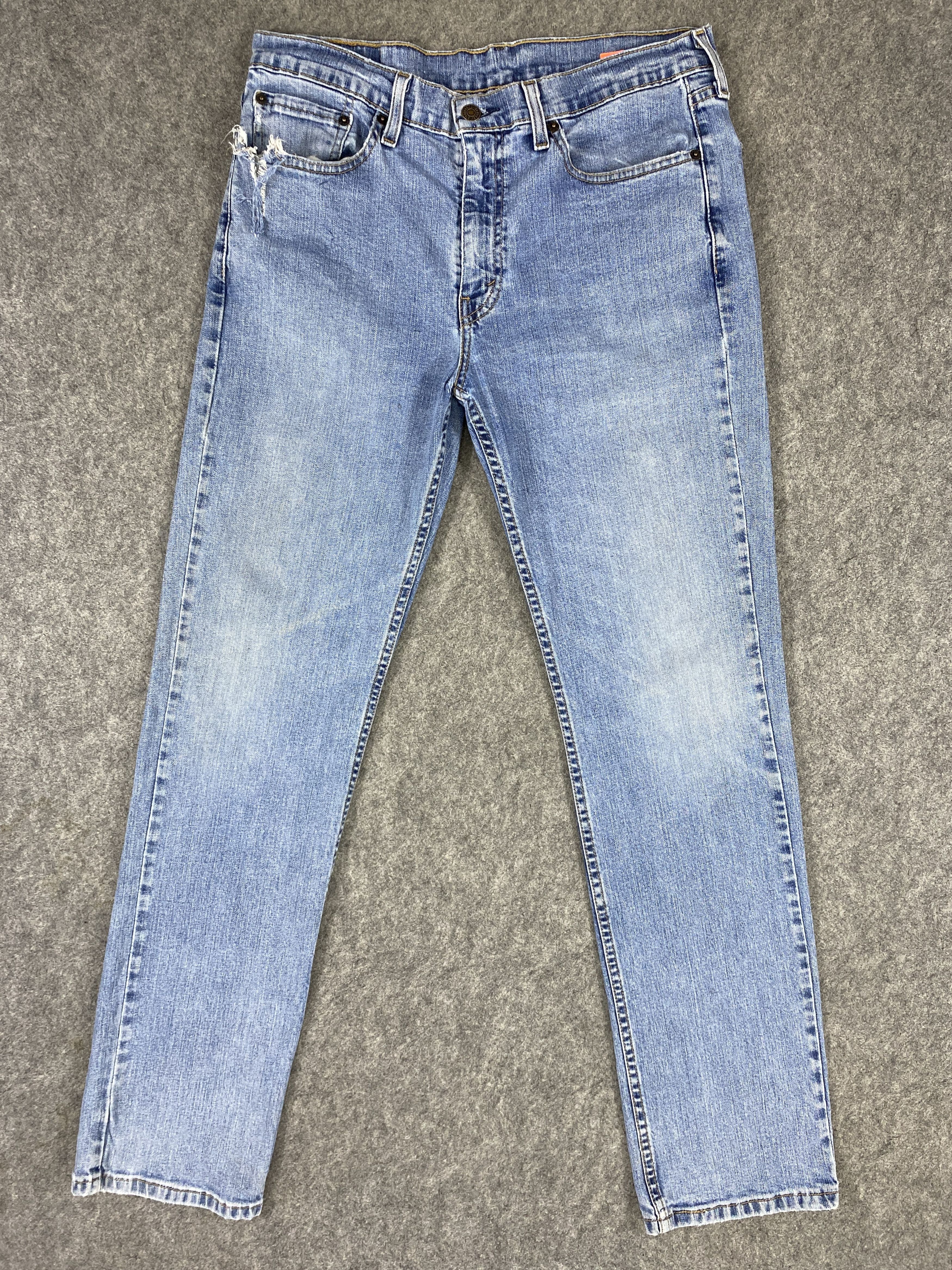 Japanese Brand Levi's 514 Light Wash Relaxed Fit Denim Jeans - Size ...