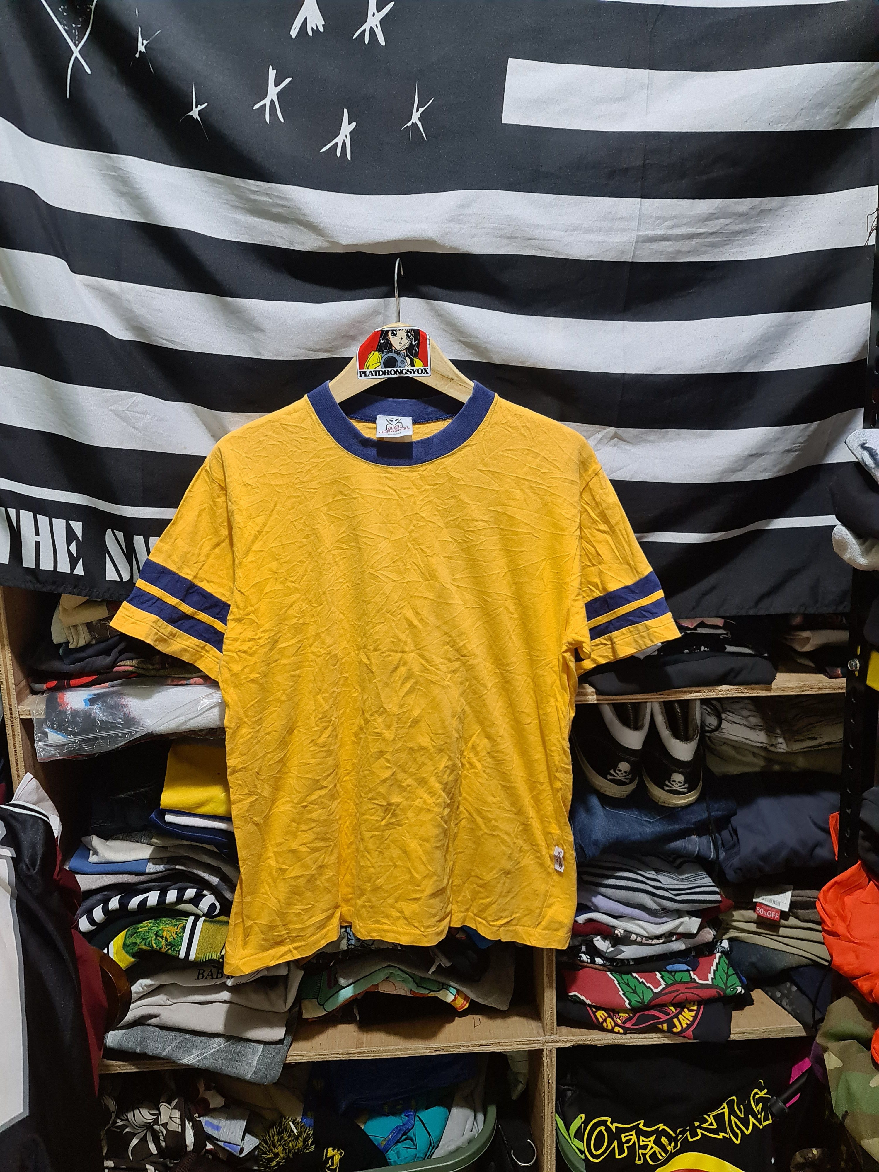 Streetwear Vintage 90s alien workshop skateboard | Grailed