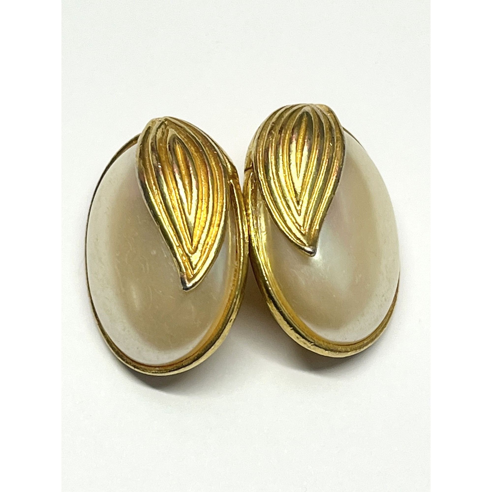 Dauplaise earrings store