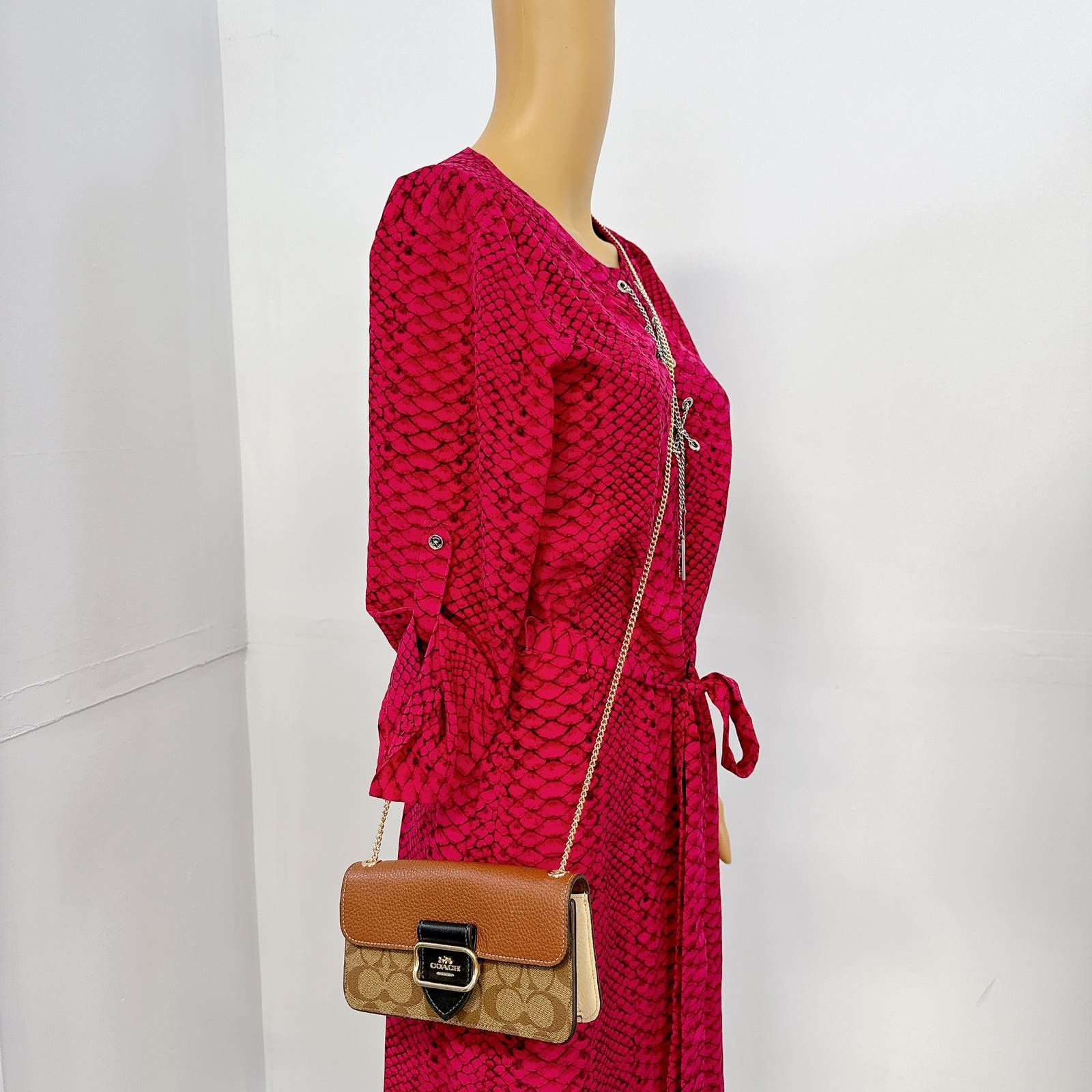 Coach Coach CF475 Morgan Crossbody In Colorblock Signature Canvas | Grailed