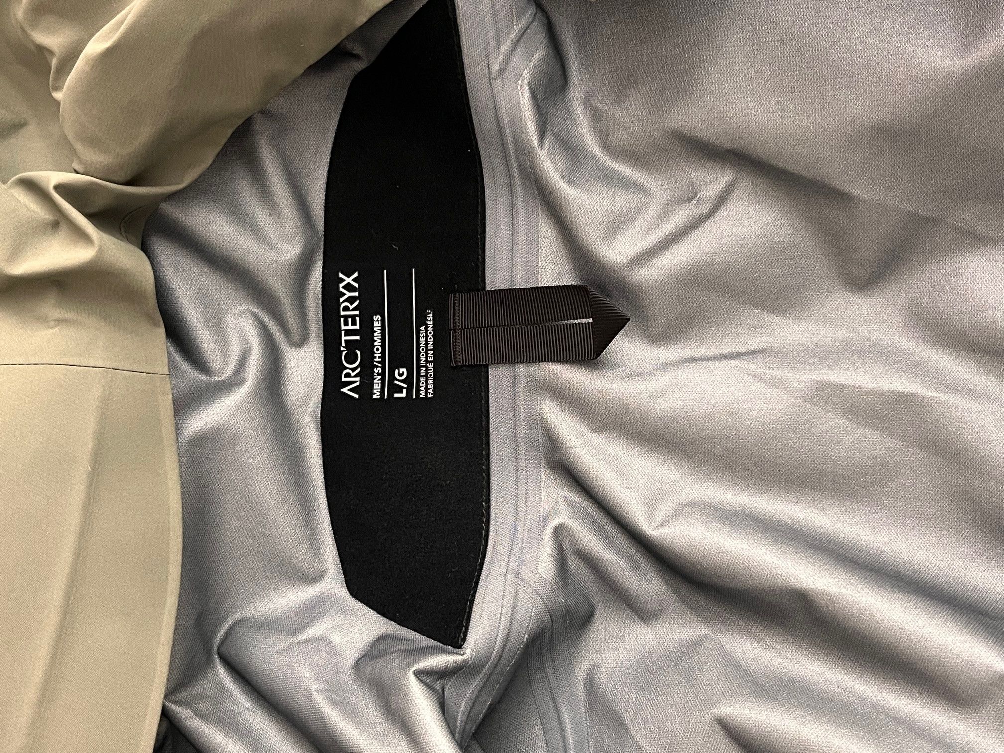 Arc'Teryx Beta Jacket (Revised) Forage | Grailed