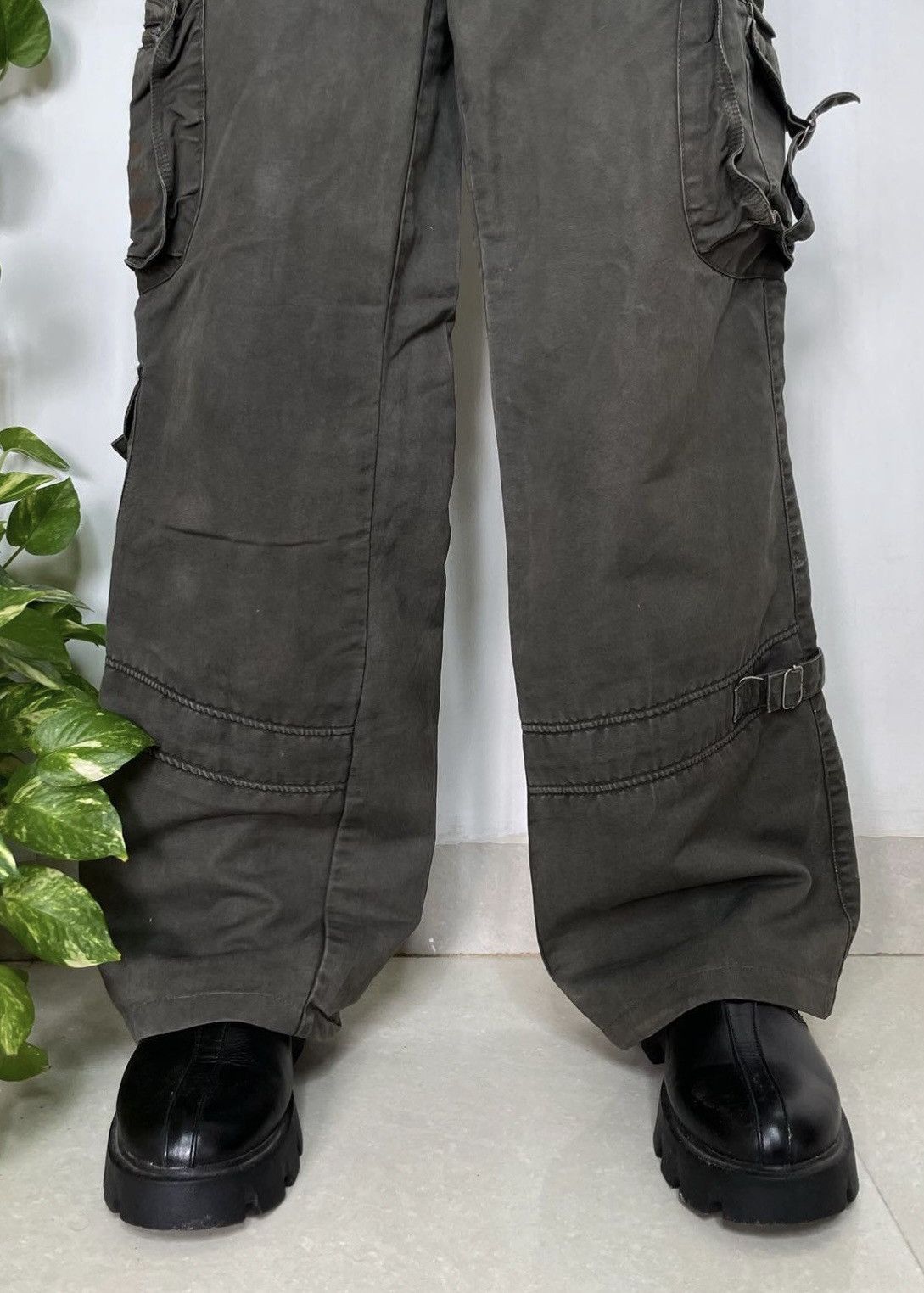 Vintage Y2K bootcut Japanese multipocket cargo pants. | Grailed