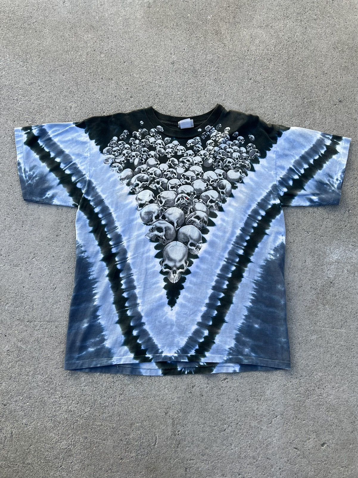 Disney × Rare × Vintage 90s Skull Pile Liquid Blue Tee | Grailed