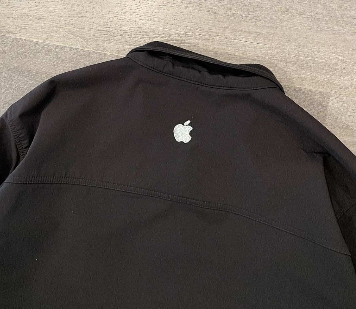 Apple × Streetwear × Vintage Crazy Vintage Y2K Apple Employee Fleece ...