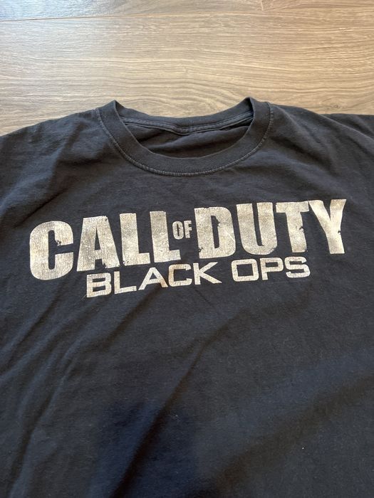 Vintage Y2K Call of Duty Black ops graphic tee | Grailed