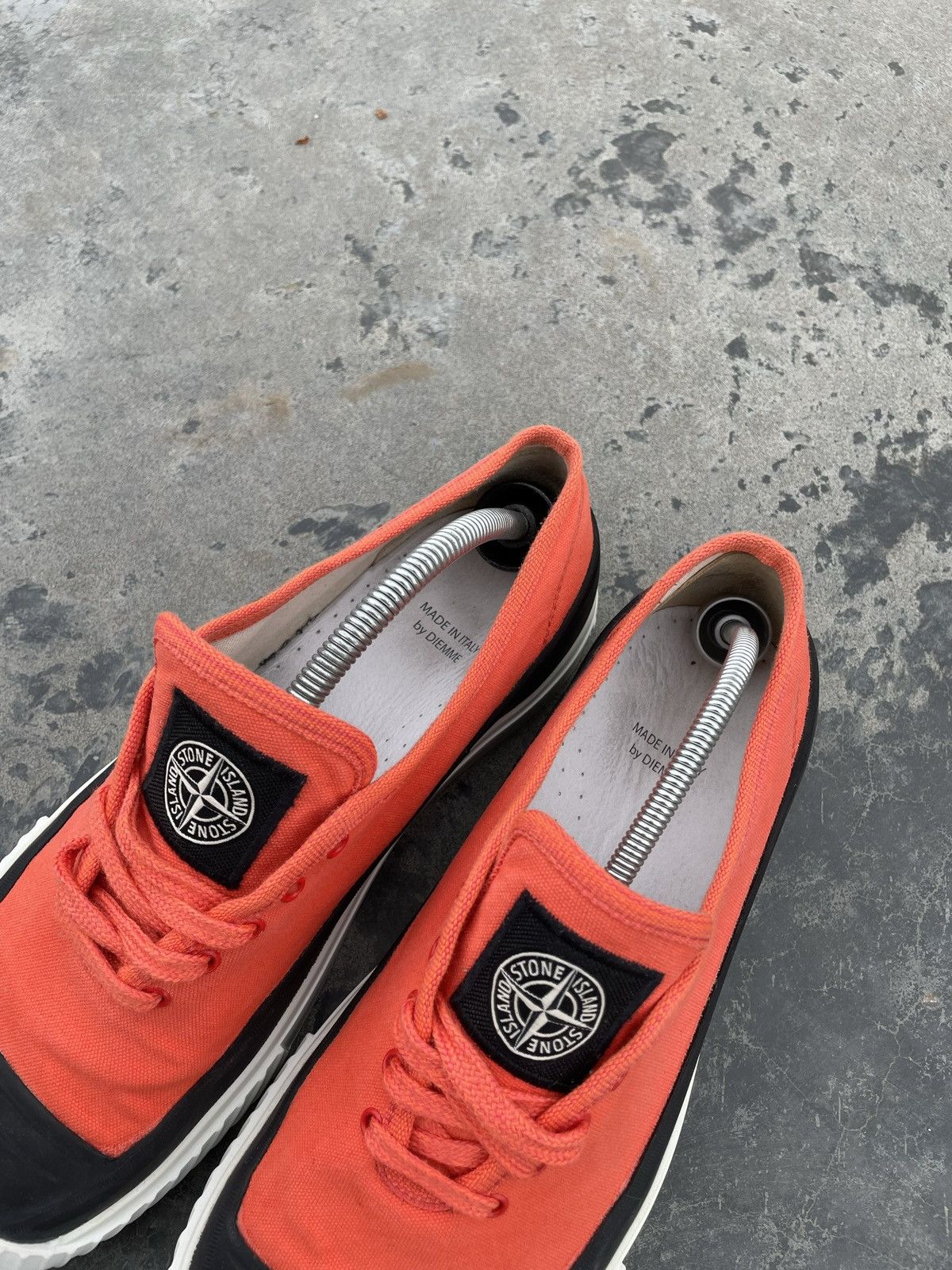 Stone Island RARE Stone Island Logo Orange Black Low Top Sneakers Shoes ...