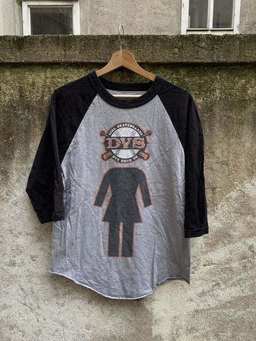 Dvs DVS Skateboards WMN Logo Y2K Tee | Grailed