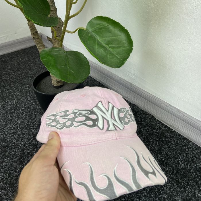 Vintage VINTAGE Y2K NEW ERA EMBROIDERED SILVER FLAME CAP | Grailed