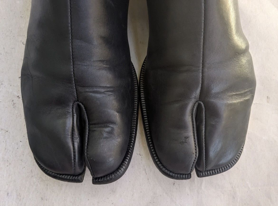 Maison Margiela Maison Margiela Black Tabi Chelsea Boots | Grailed