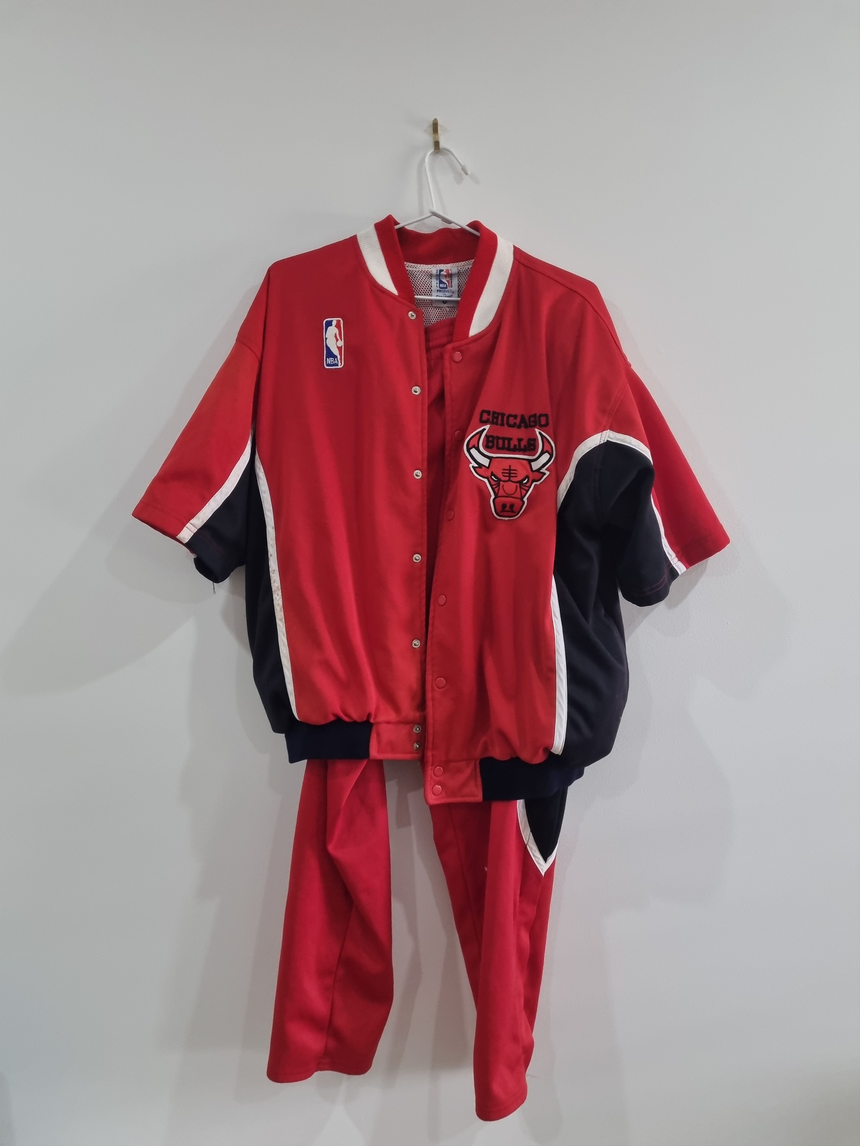 Spalding Chicago Bulls NBA Warm-up suit 1990's | Grailed