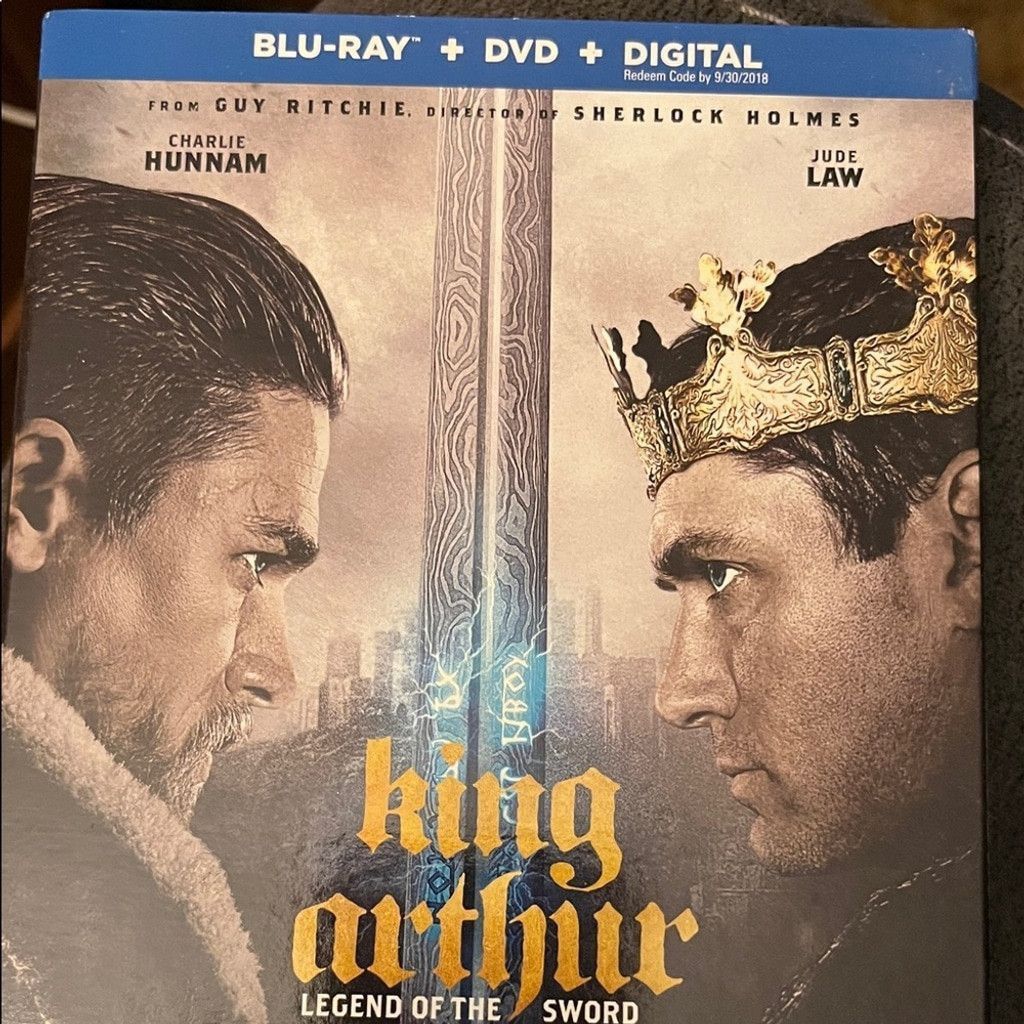 The Unbranded Brand King Arthur: Legend of the Sword Blu-ray + DVD ...