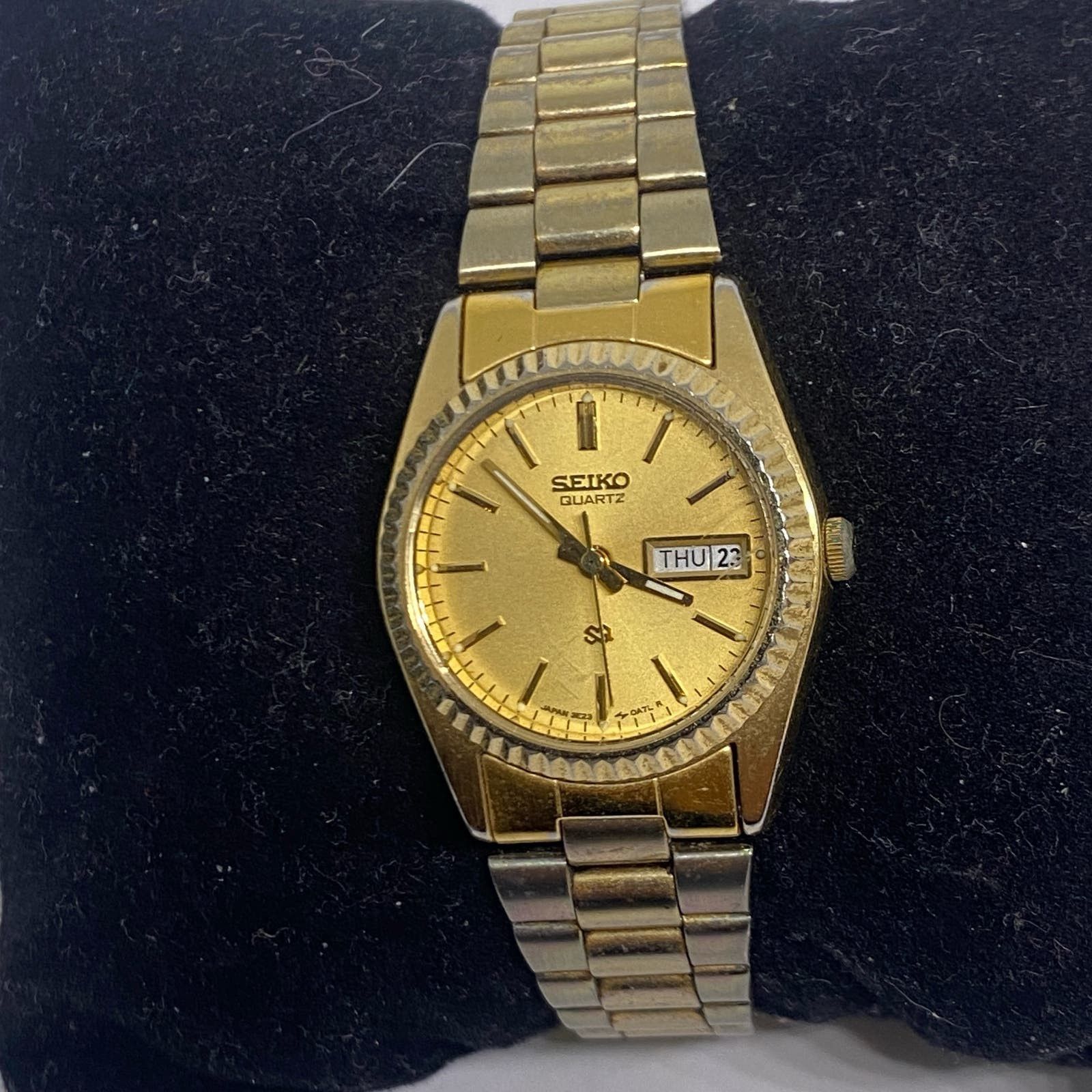 Seiko Ladies Seiko 3E23-0A69 Gold Tone Stainless Steel Watch | Grailed