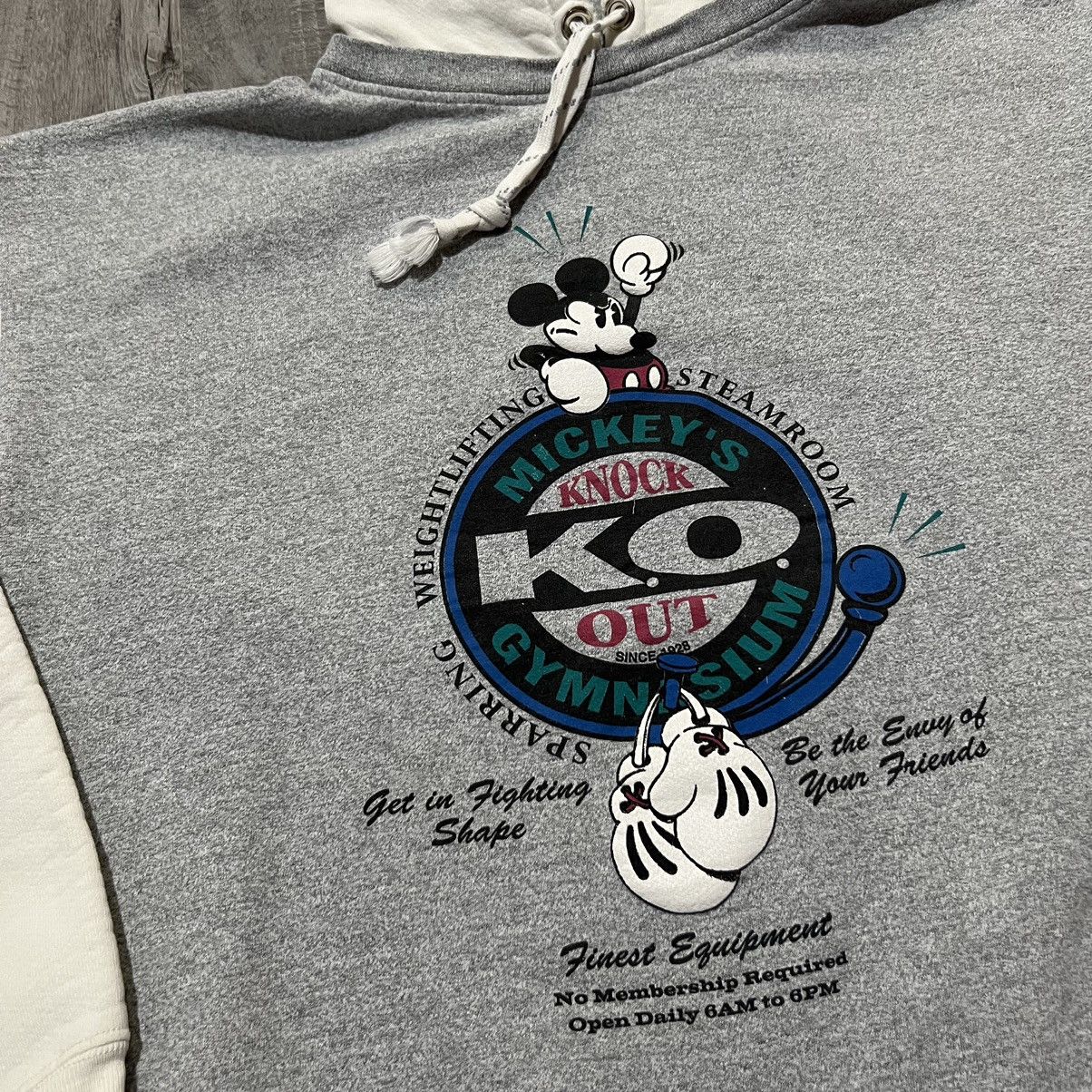 Disney × Vintage Vintage 90's Disney Mickey Mouse Knock Out Gymnasium ...