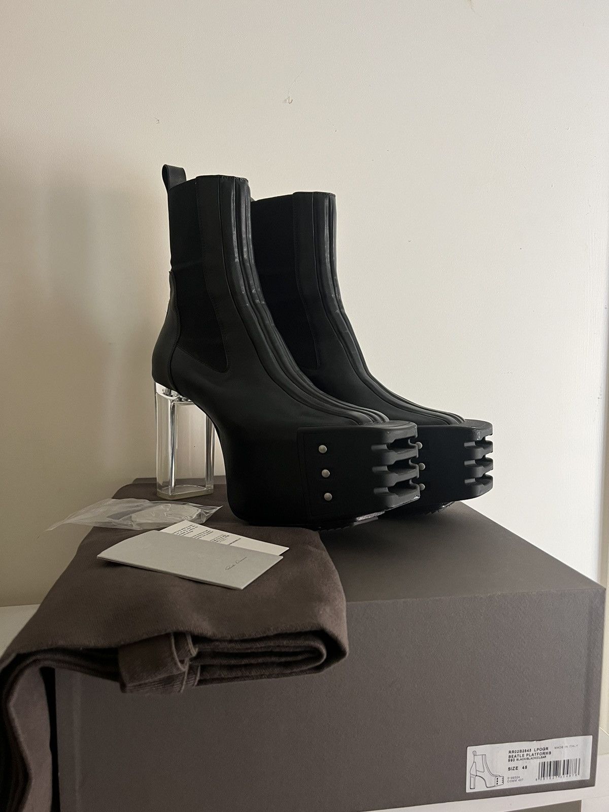 Rick Owens FW22 Strobe Panelled Leather kiss heels | Grailed