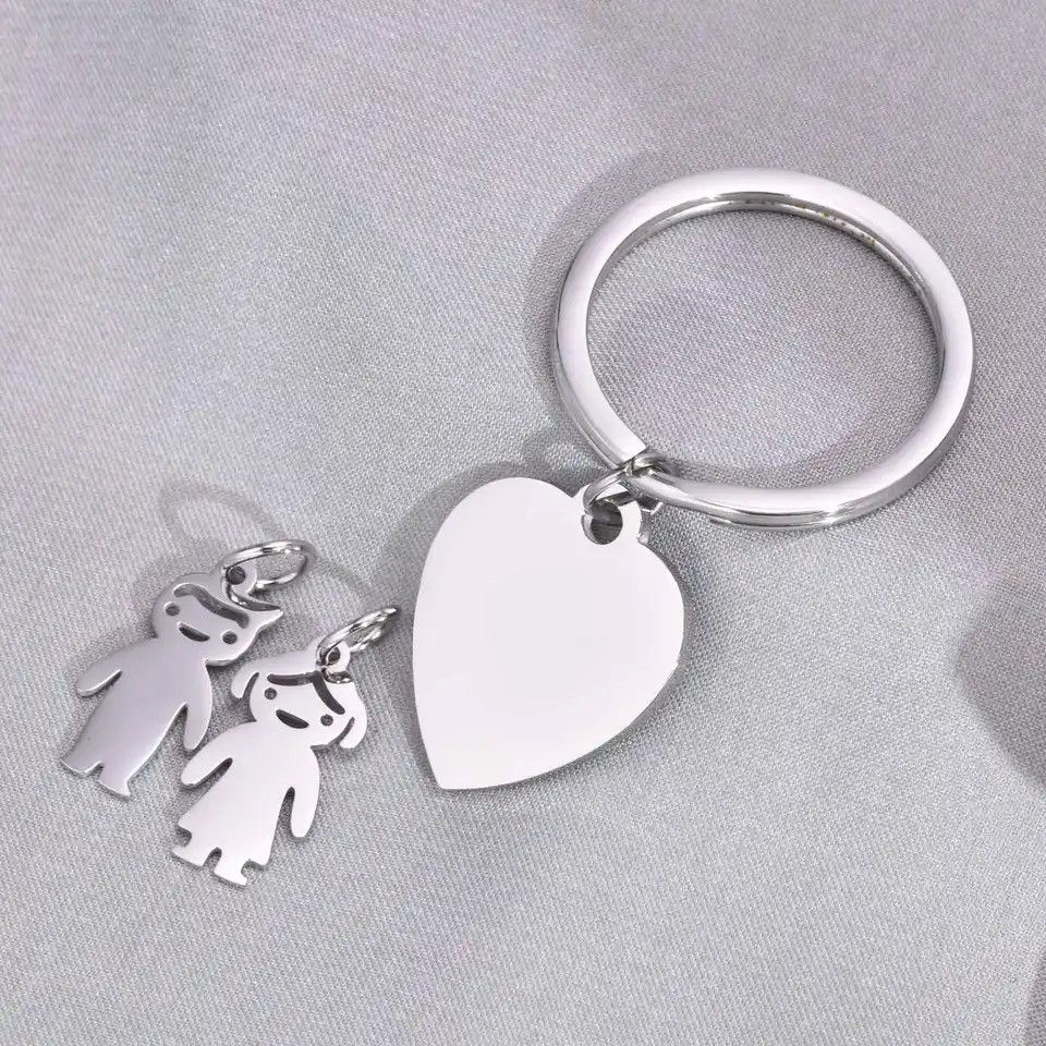 Brand New × Chain Heart Family Love Keychain | Grailed