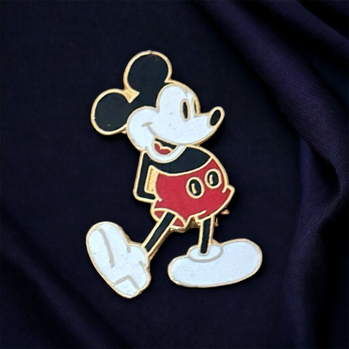 Disney Vintage Disney Mickey Mouse pin | Grailed