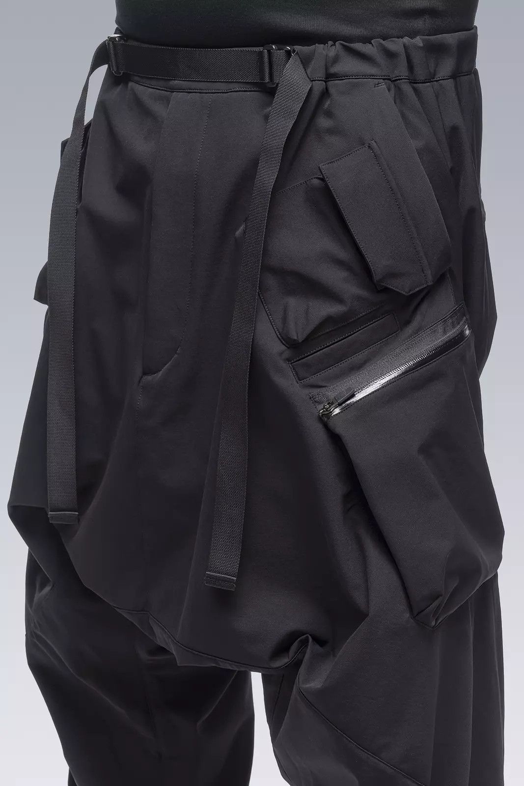 Acronym P30A-DSKR LAST DROP. PULLING IN 24HRS | Grailed