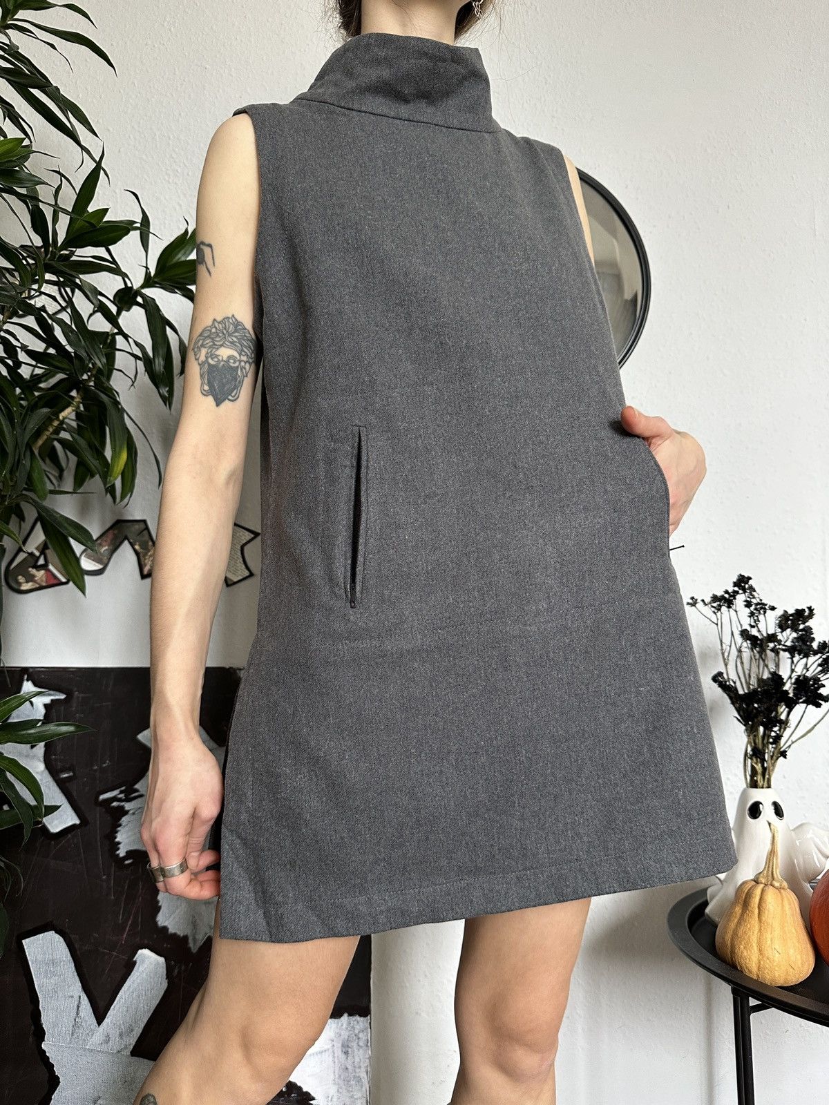 Archival Clothing × Avant Garde × Streetwear Vintage Wool Micro Mini ...
