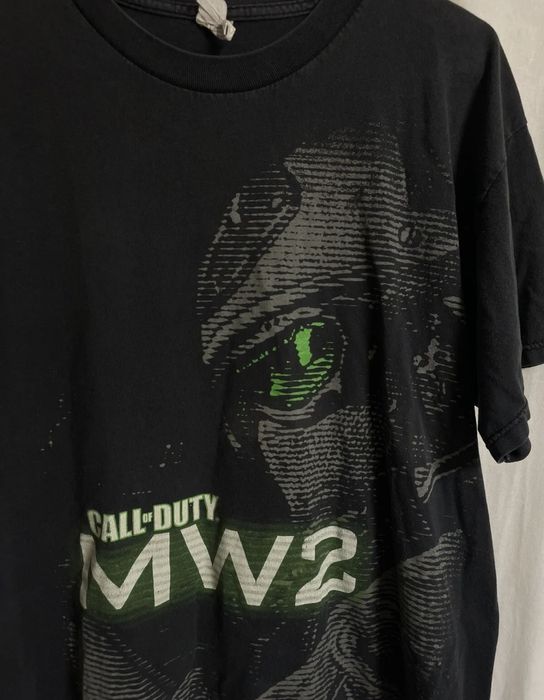 Vintage Vintage Call Of Duty Modern Warfare 2 Video Game Graphic | Grailed