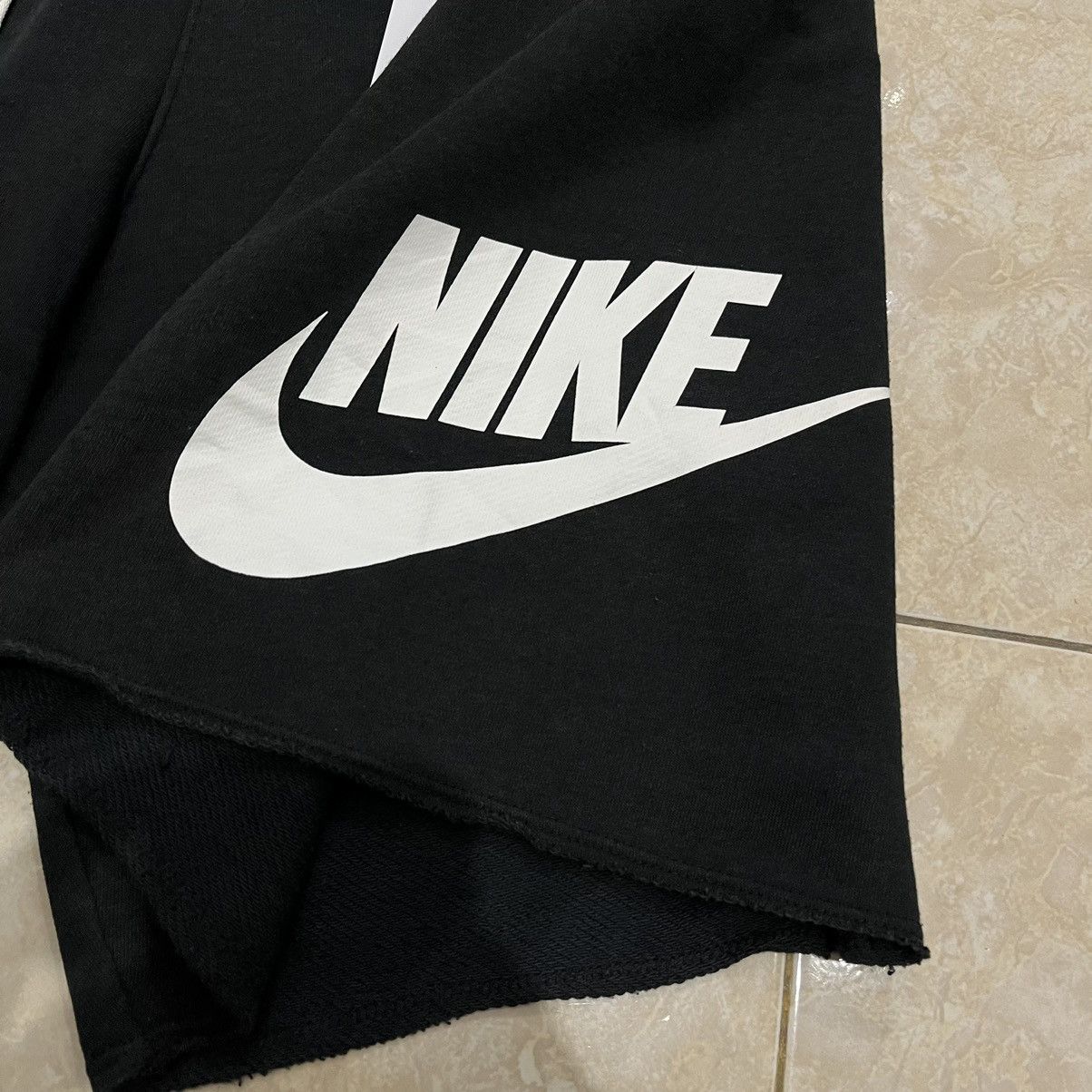 Nike × Streetwear Nike shortpants big logo pocket knuckle side | Grailed