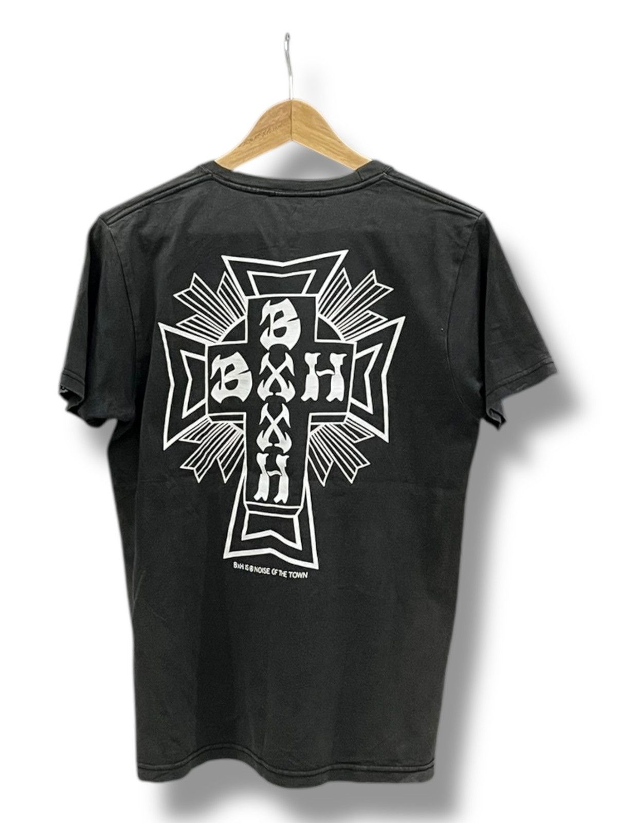 Bounty Hunter Vintage Bounty Hunter x signature BxH cross logo graphic ...