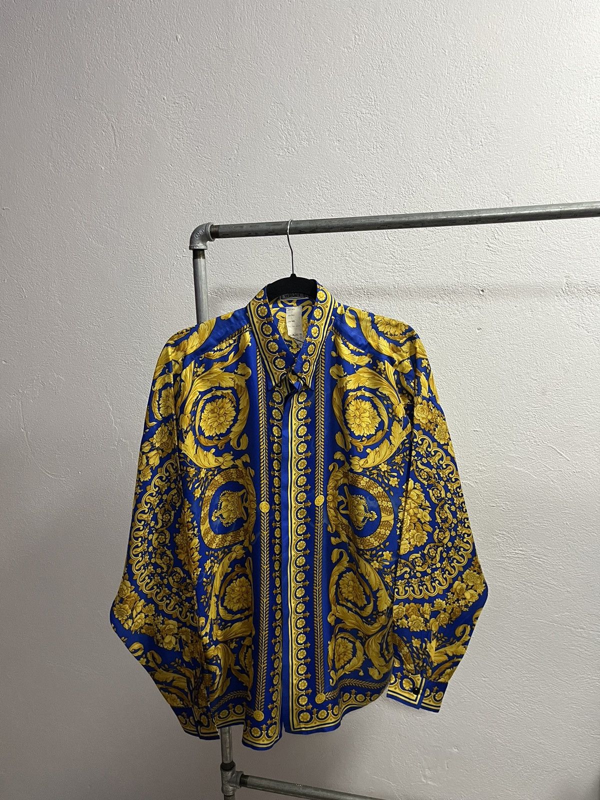Gianni Versace × Luxury × Versace 1995 gianni versace barroco silk ...