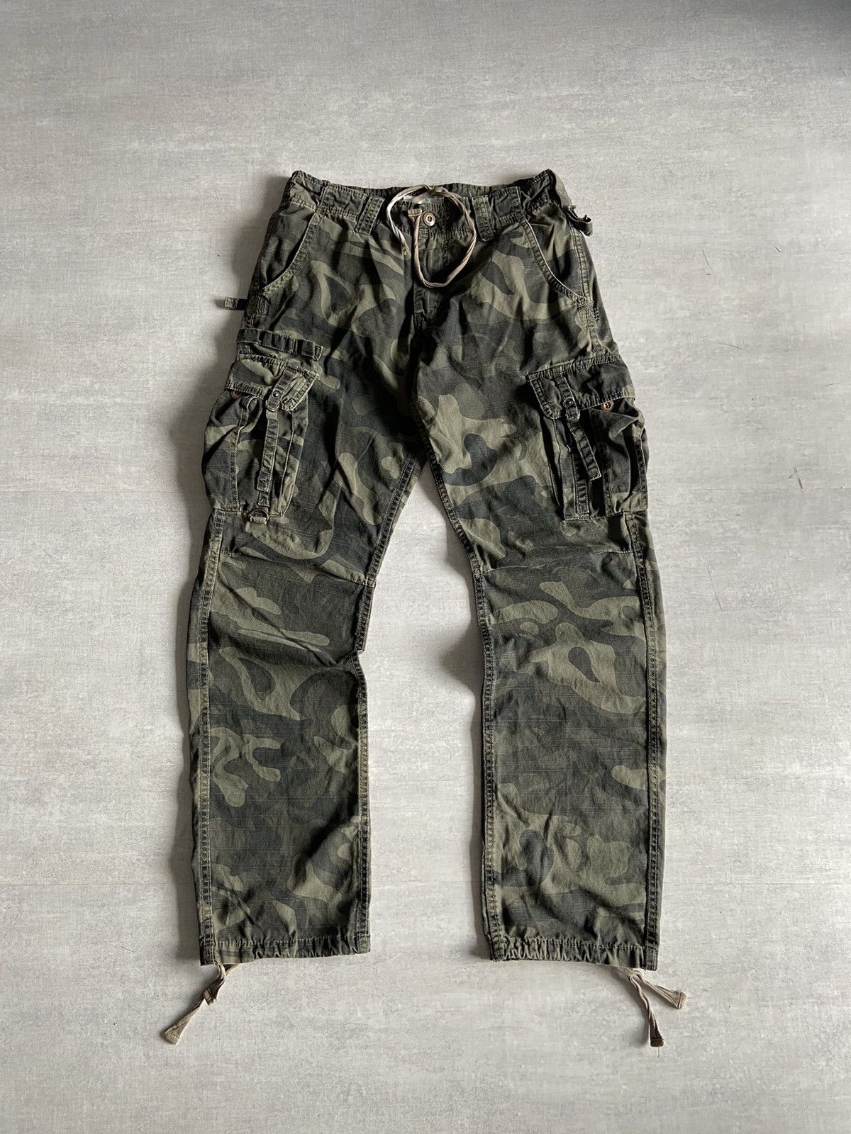 Japanese Brand × Lowbox × Vintage REAL USED FATIGUES Cargo Camouflage ...