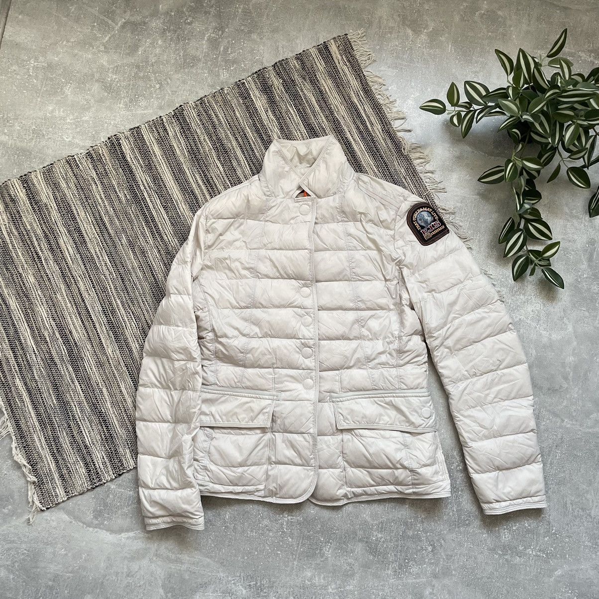 Luxury × Outdoor Life × Parajumpers PARAJUMPERS WHITE LIGHT PUFFER DOWN ...