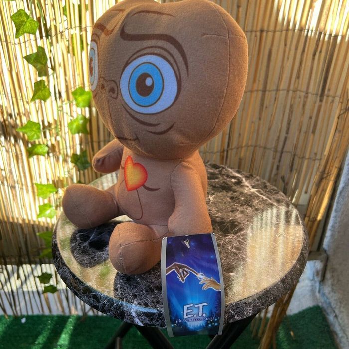 English Factory New E.T. Extra Terrestrial Plush Doll Alien Movie ET ...