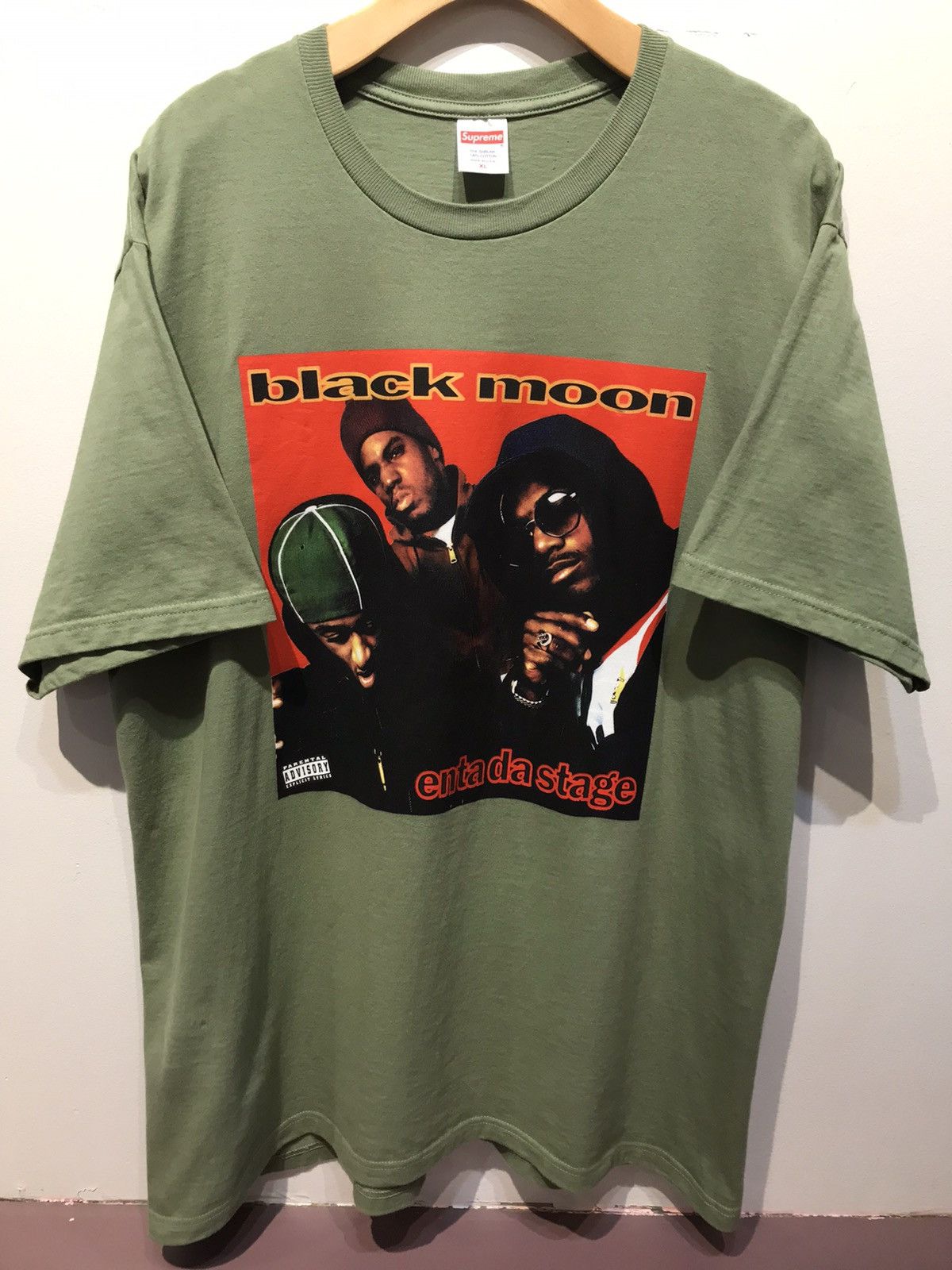 Rap Tees × Streetwear × Supreme FW22 supreme duck down records black ...