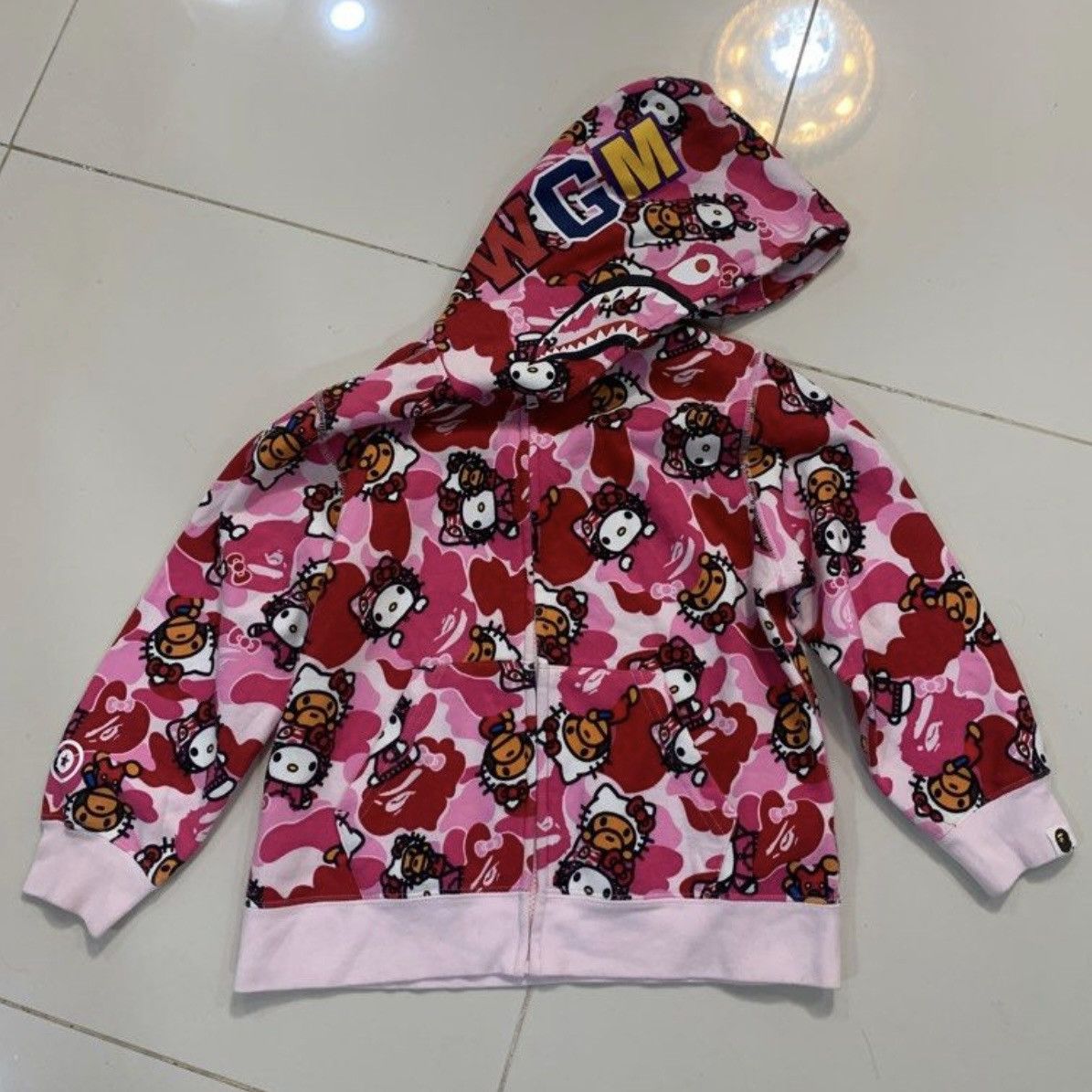 Bape 2014 BAPE x HELLO KITTY BABY MILO SHARK HOODIE | Grailed