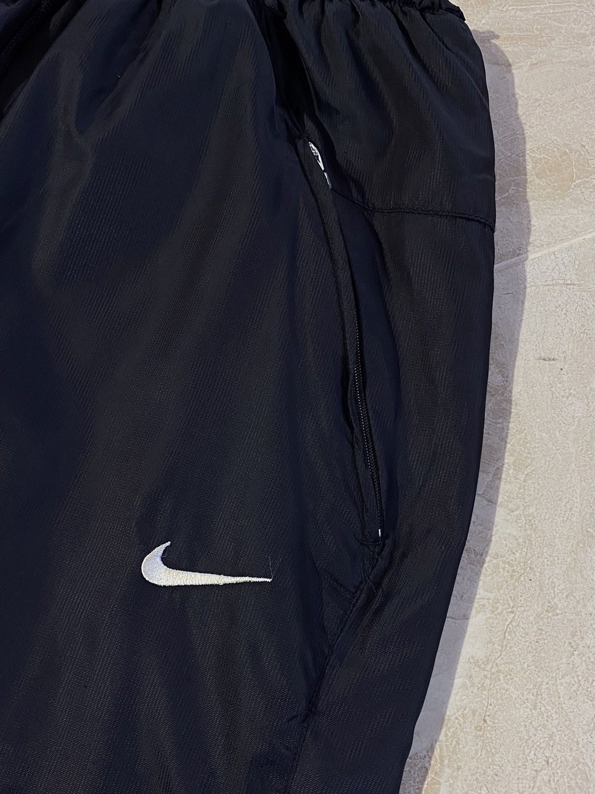 Nike Vintage Nike y2k hype streetwear style nylon pants | Grailed
