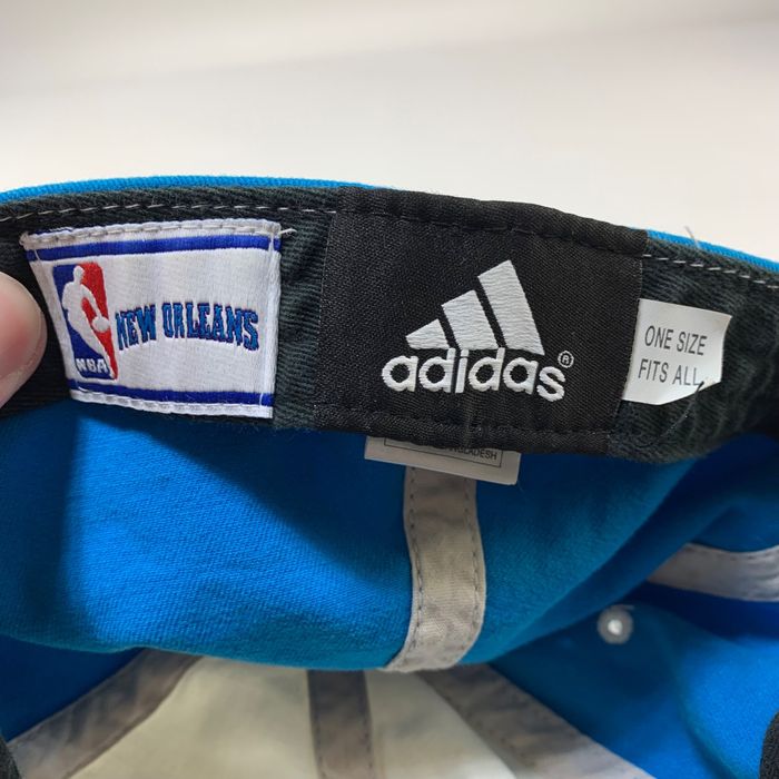 Adidas New Orleans Hornets NBA White Teal Adidas Stretch Fitted Hat ...