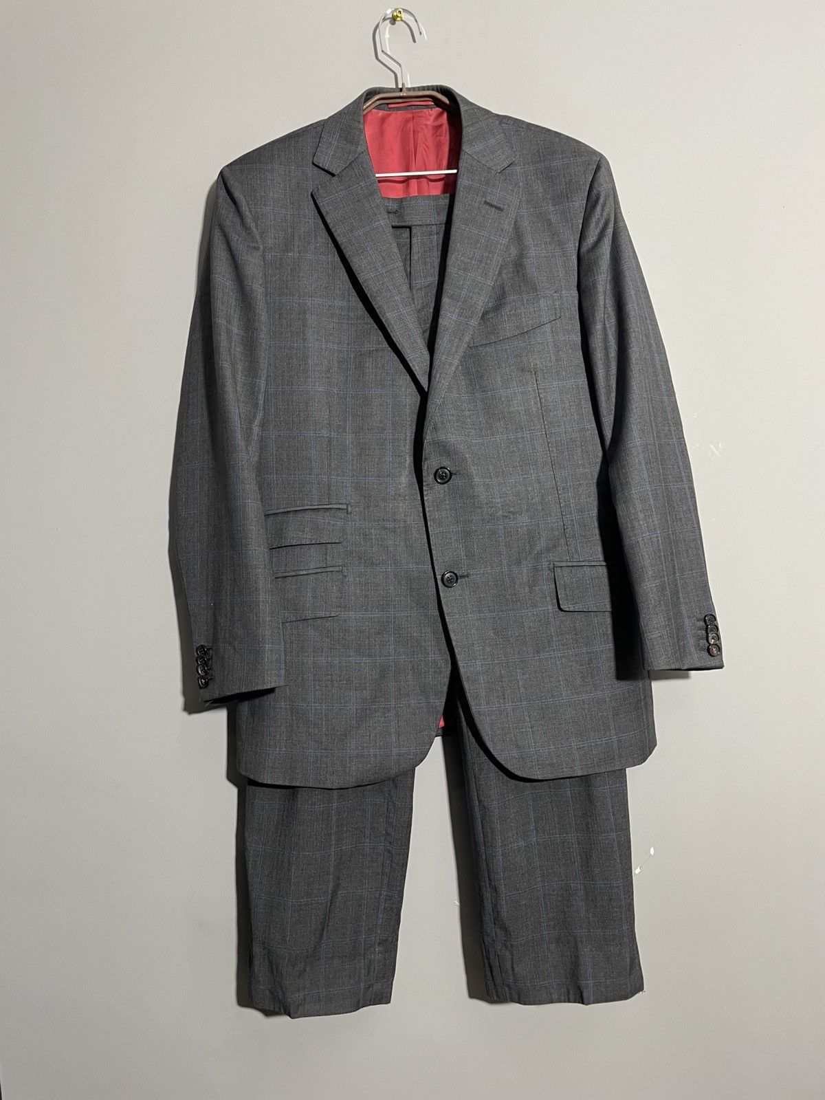 Suitsupply Suitsuply Men’s Check Pattern Suit size 50R | Grailed