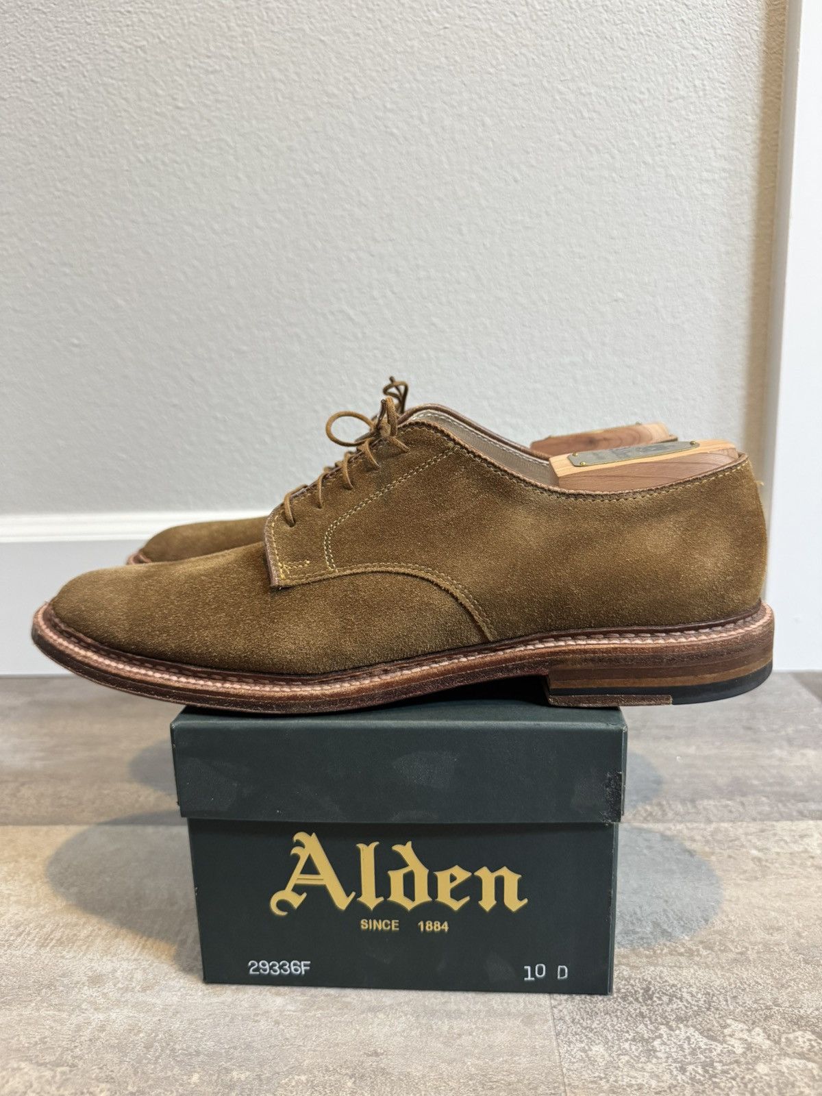 Alden Alden Unlined Plain Toe Derby Snuff Suede Barrie Last 29336F ...