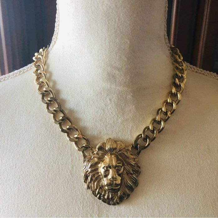 Jewelry Heavy gold plated lion head chain link necklace | Grailed
